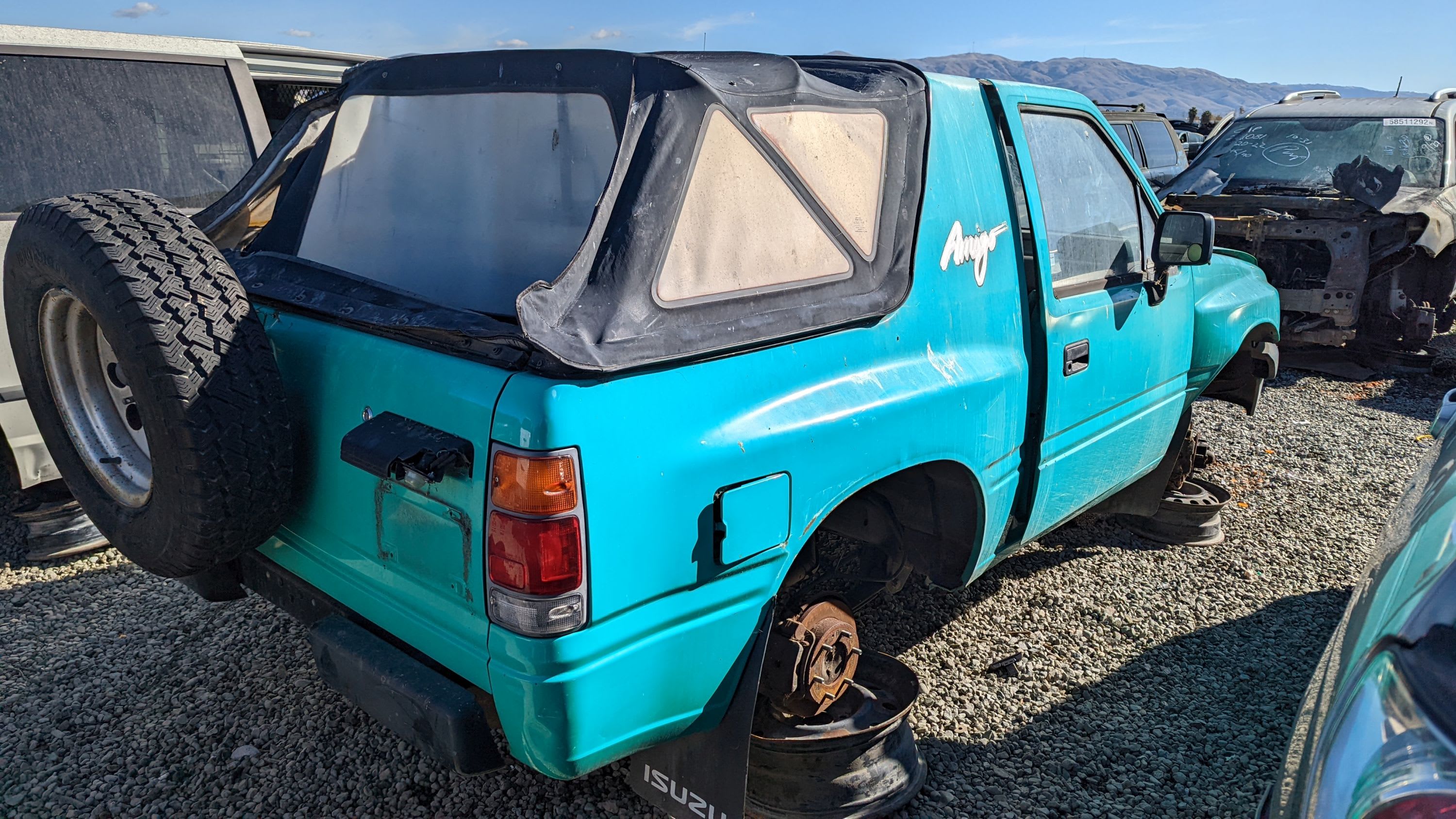 Junkyard Gem: 1992 Isuzu Amigo - Autoblog