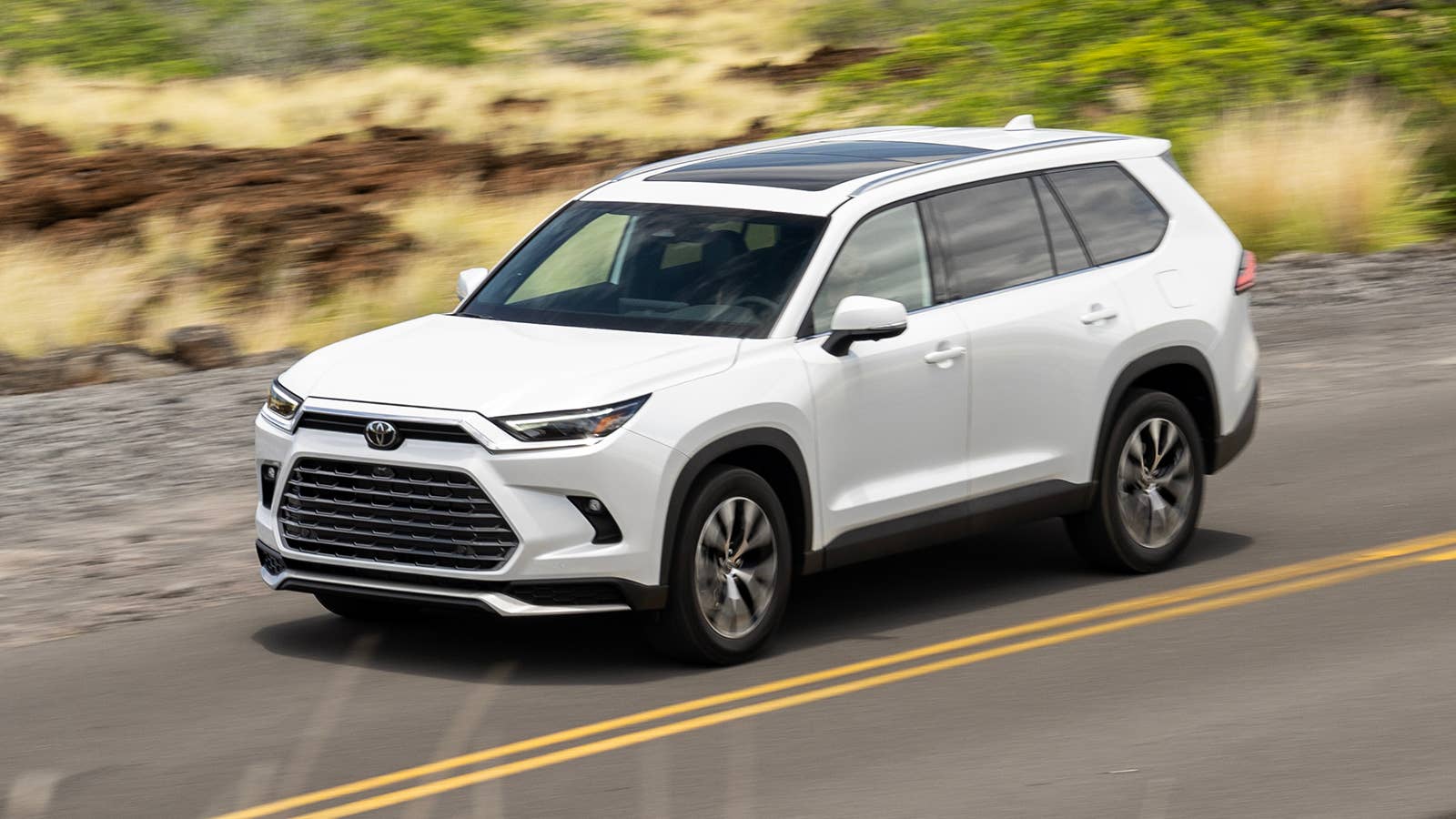 Lexus TX vs Toyota Grand Highlander Hybrid MAX - Toyota in a Tuxedo ...
