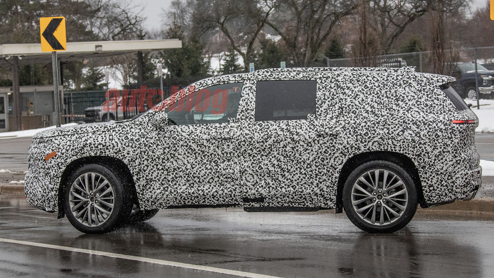 2024 Chevrolet Traverse Activ spied looking close to production - Autoblog