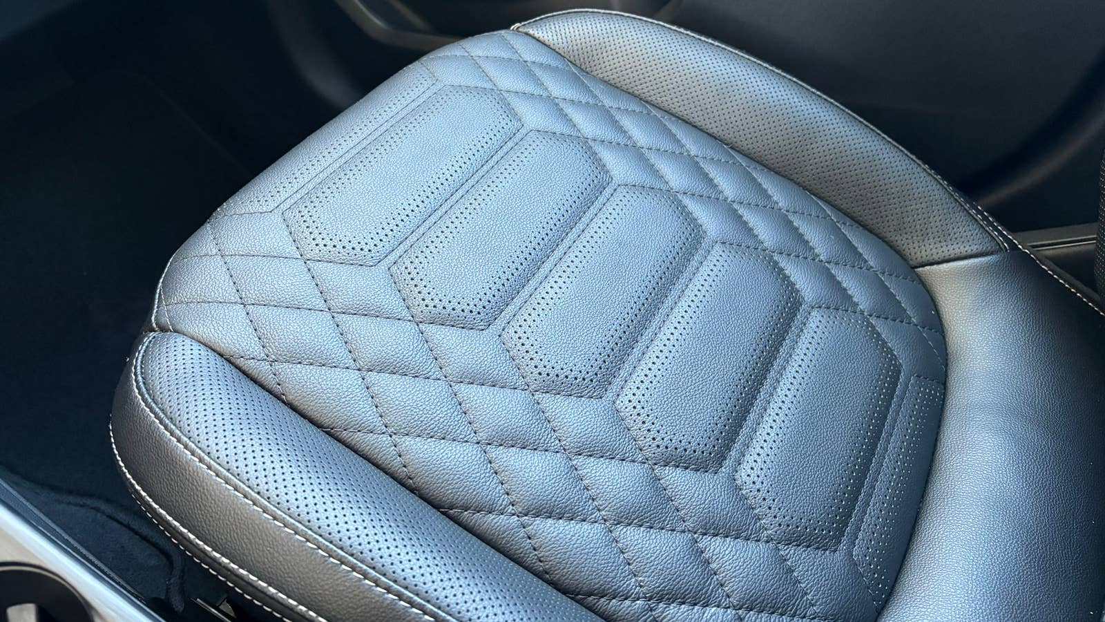 2024 Ford Escape Review: Easy to like, but space and price are problems ...