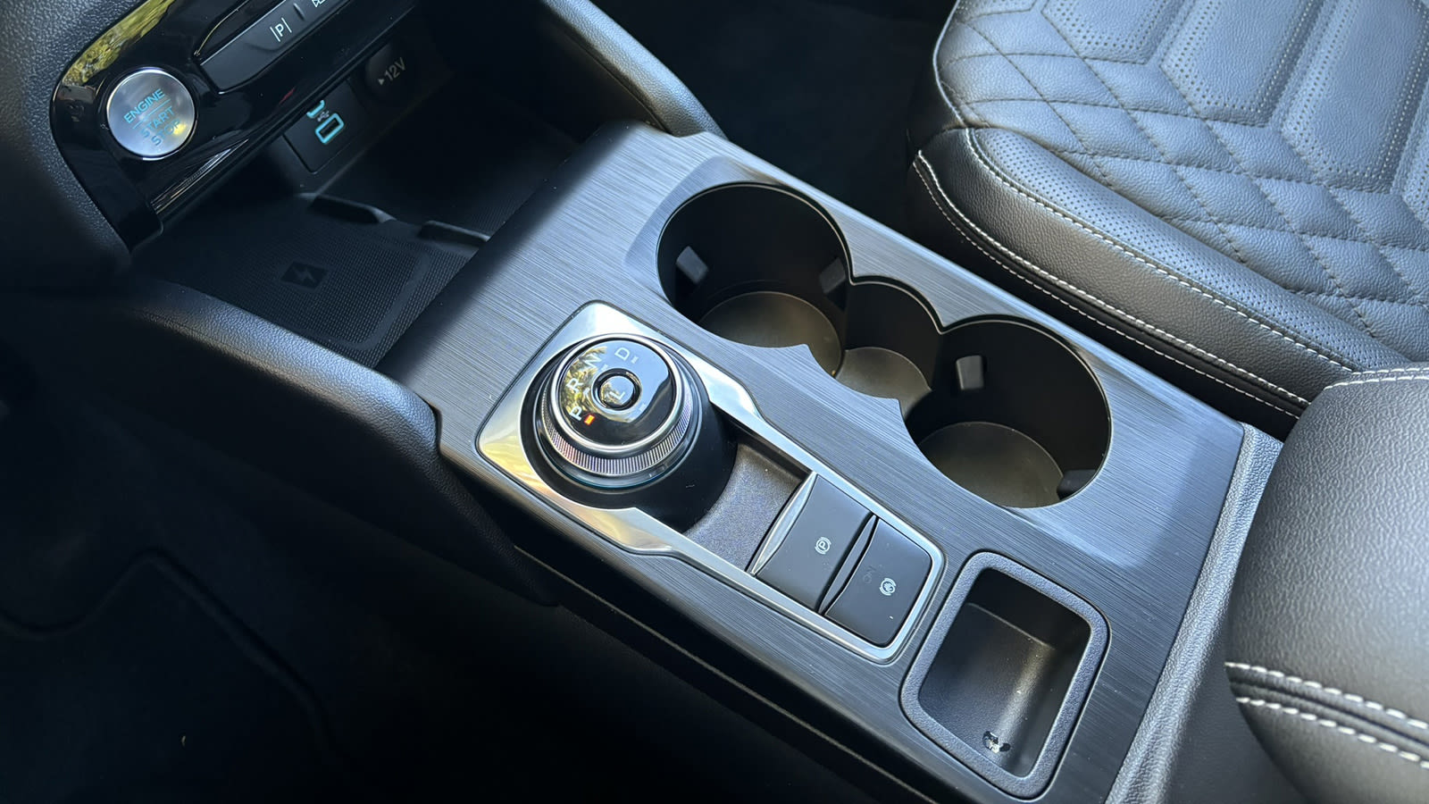 2024 Ford Escape Review: Easy to like, but space and price are problems ...