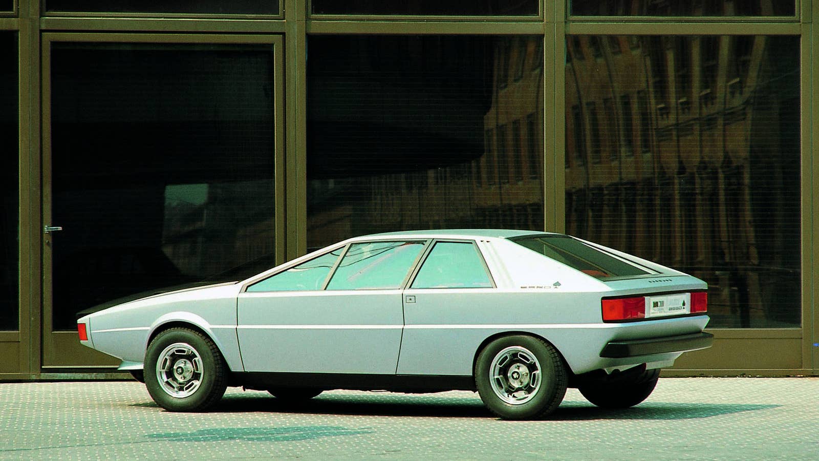ItalDesign Asso di Picche In Movimento reimagines an iconic Giugiaro ...
