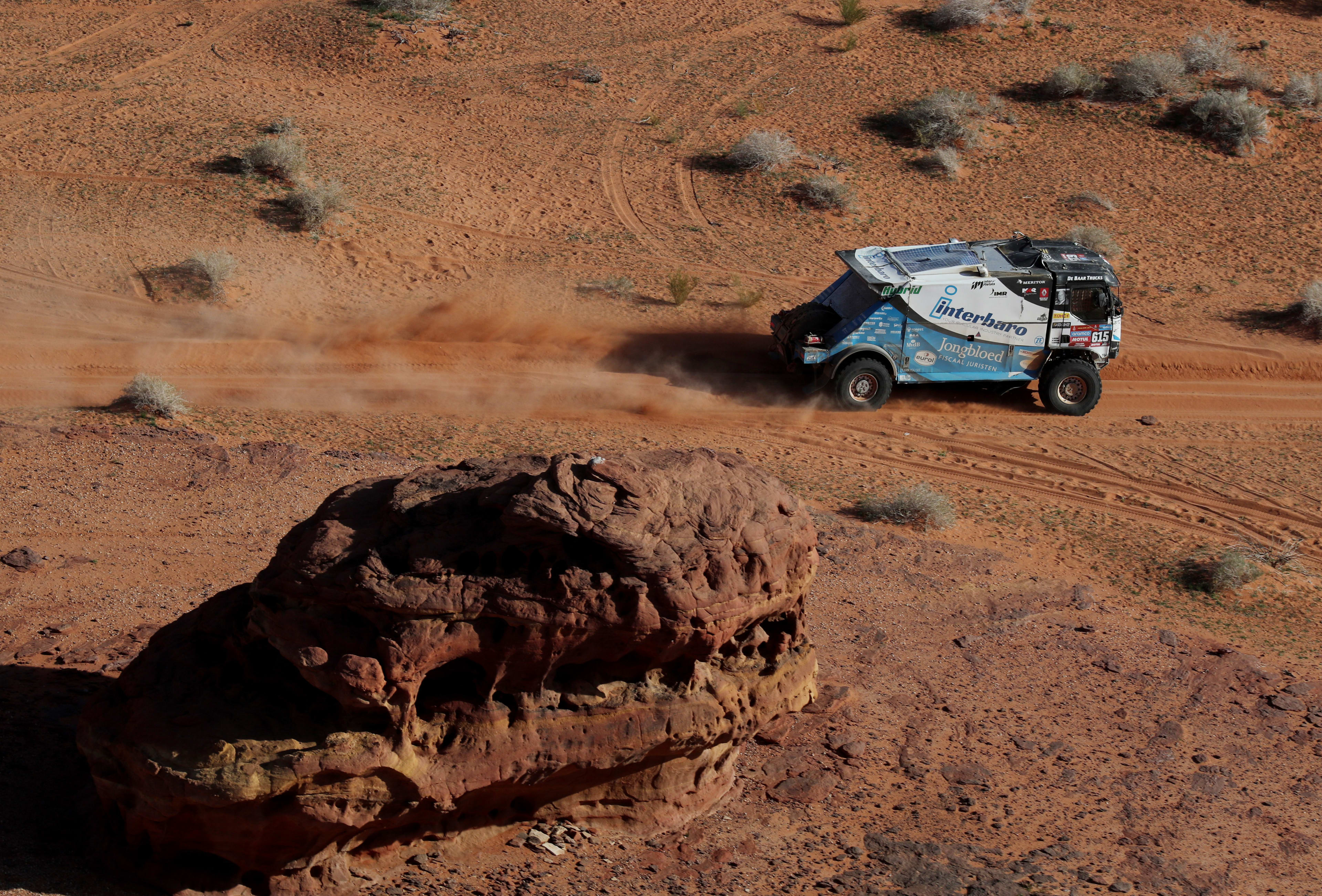 Dakar Rally 2024: Check out spectacular scenes on video and in pics - Autoblog