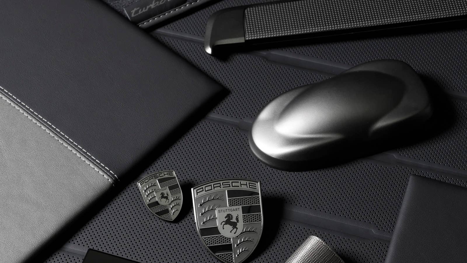 Porsche's Turbo models to get new badge, exclusive "Turbonite" trim ...