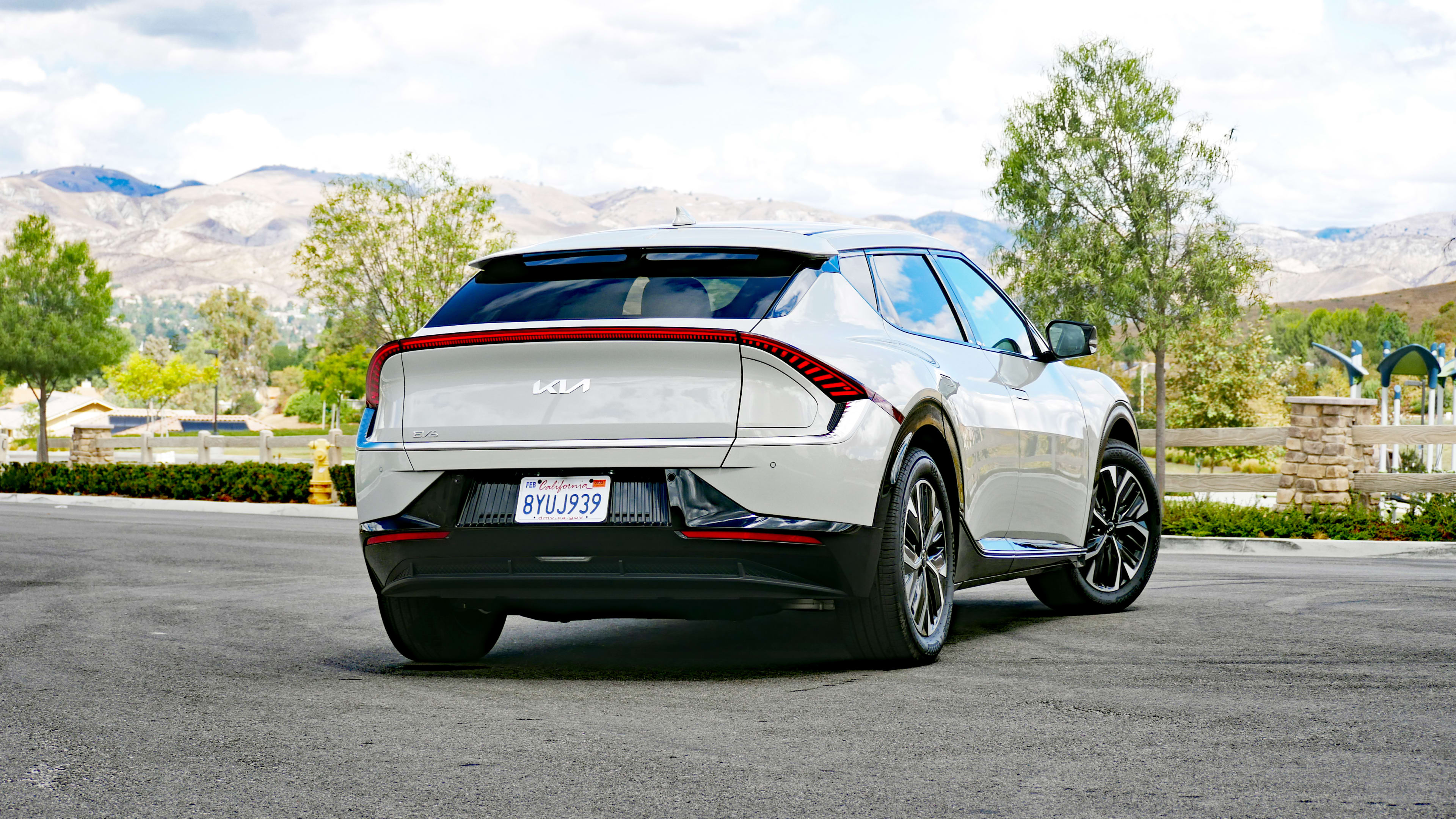 Kia EV6 Wind RWD Road Test Review: Testing the volume seller - Autoblog