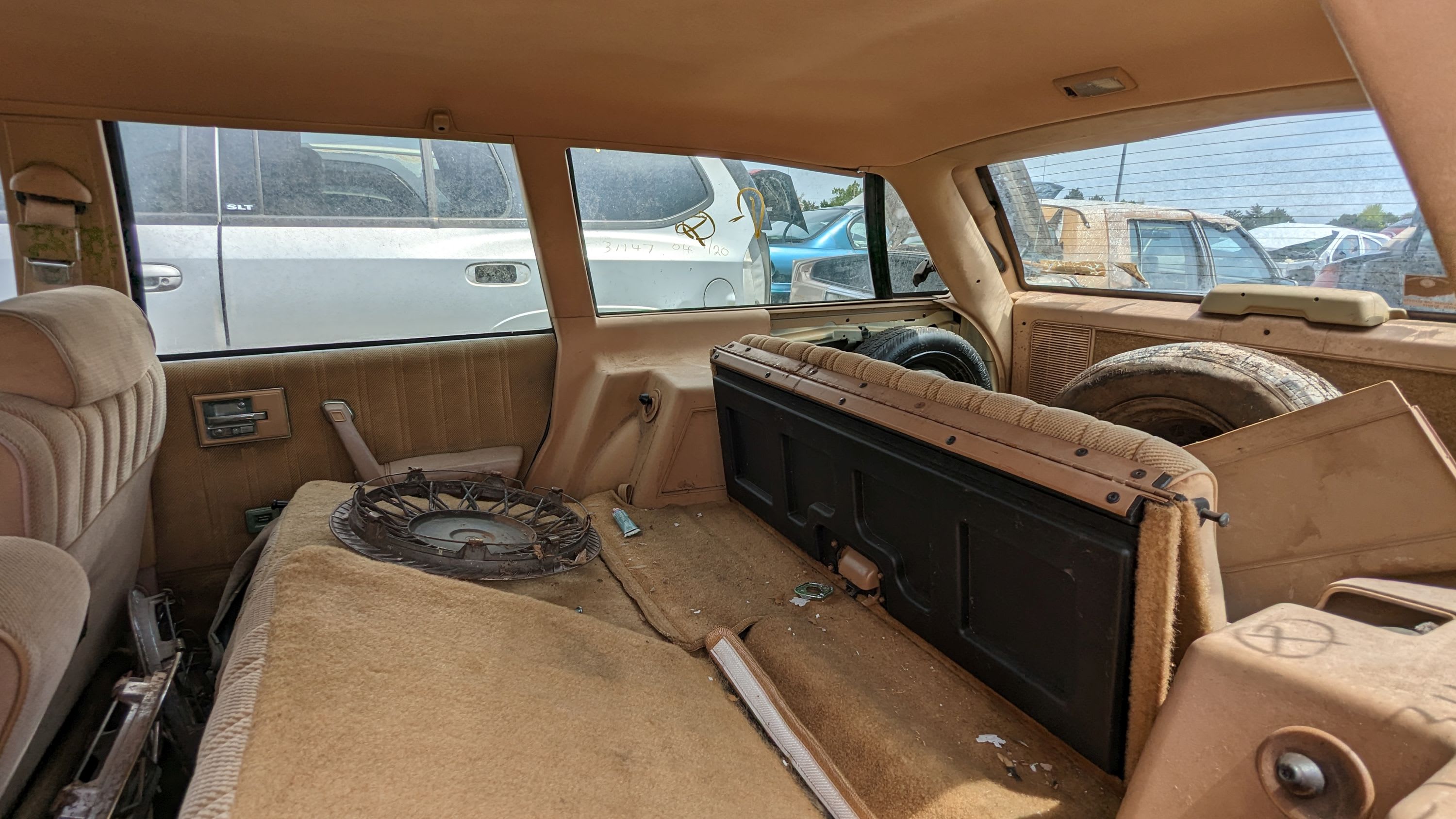Junkyard Gem: 1986 Oldsmobile Cutlass Cruiser - Autoblog