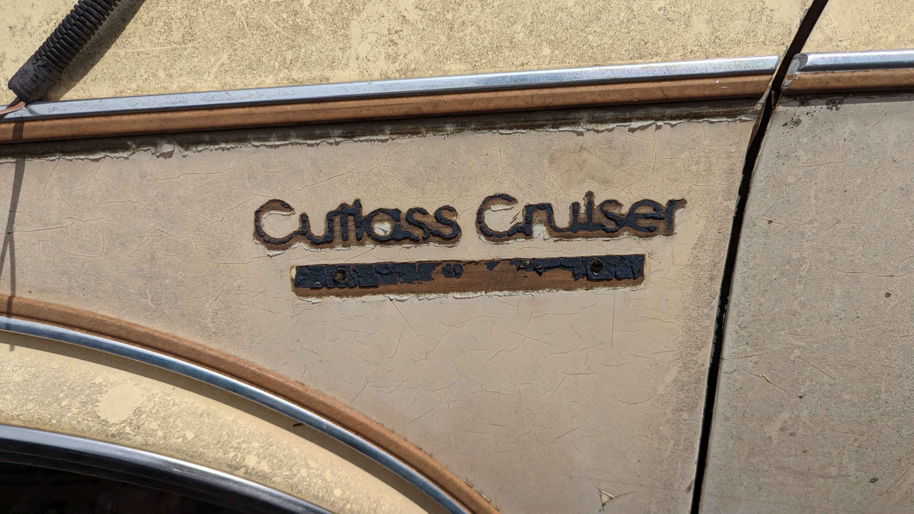 Junkyard Gem: 1986 Oldsmobile Cutlass Cruiser - Autoblog