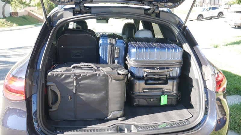 Mercedes-Benz GLC-Class Luggage Test: How much fits in the cargo area ...