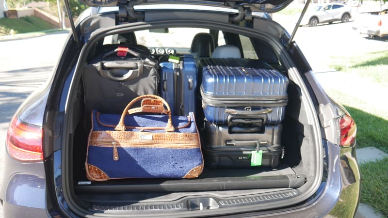 Mercedes-Benz GLC-Class Luggage Test: How much fits in the cargo area ...