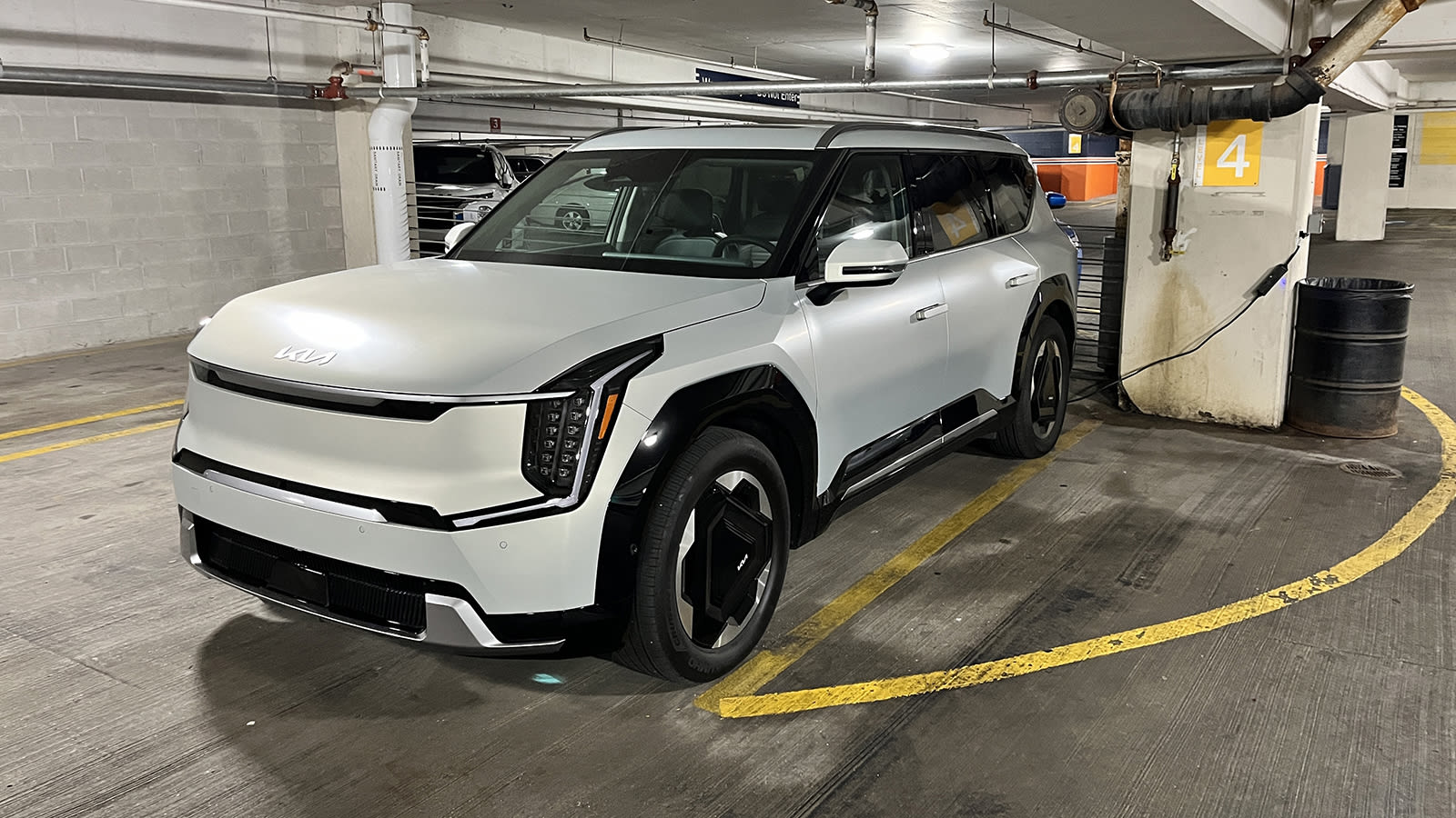 2025 Kia EV9: 4 reasons to love it, 2 reasons to think twice - Autoblog