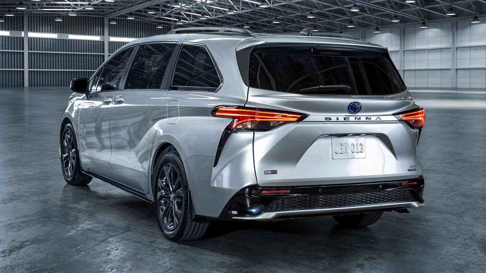 2023 Toyota Sienna gets a 25th Anniversary Edition - Autoblog