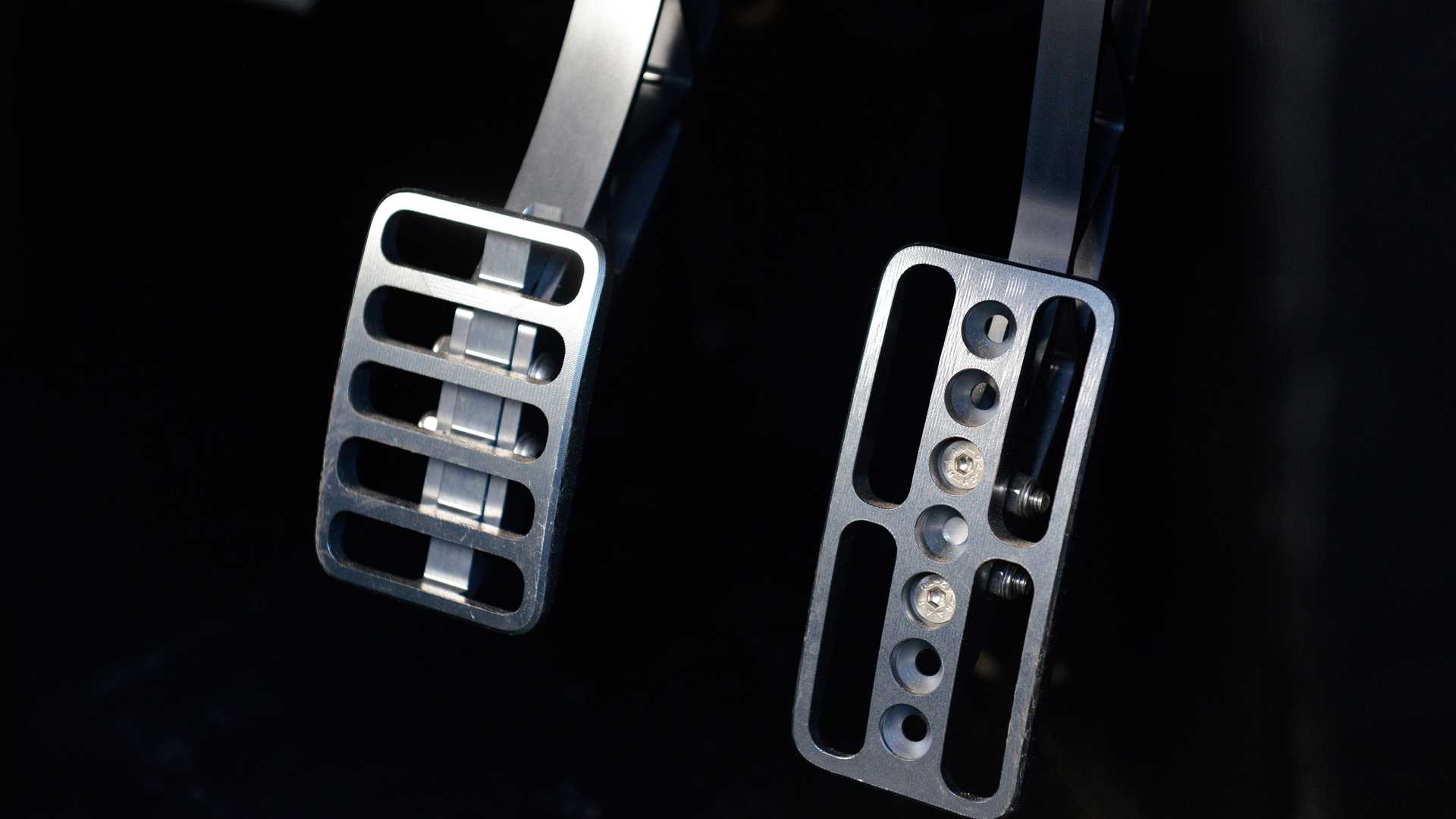 Ariel Hipercar is battery-electric, 1,180-hp madness we love - Autoblog