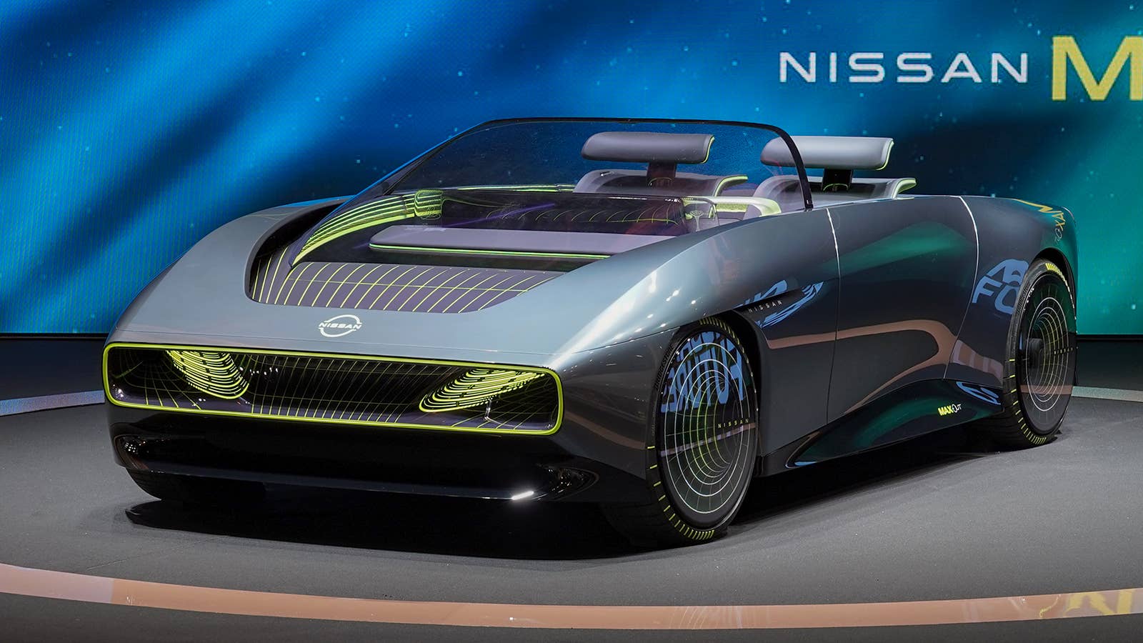 Nissan actually built the Max-Out electric roadster concept, to our ...