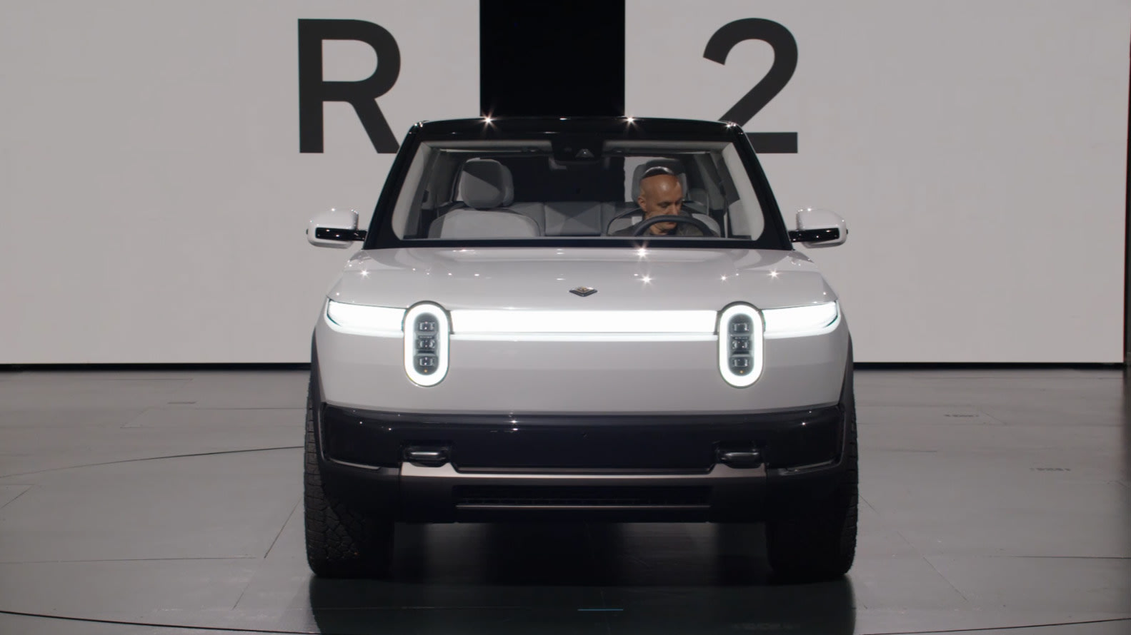 2026 Rivian R2 revealed with over 300 miles of range, 0-60 in 3 seconds ...