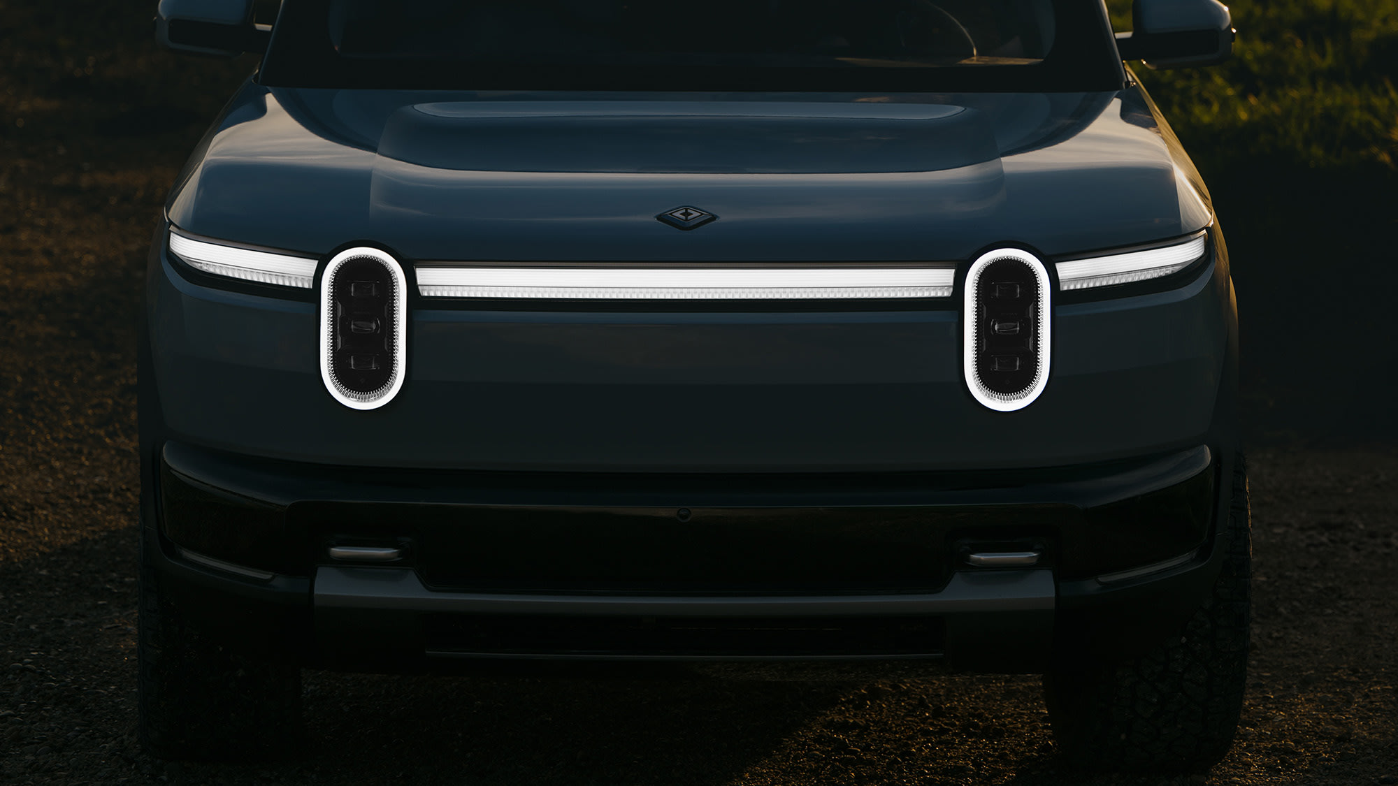 2026 Rivian R2 revealed with over 300 miles of range, 0-60 in 3 seconds ...