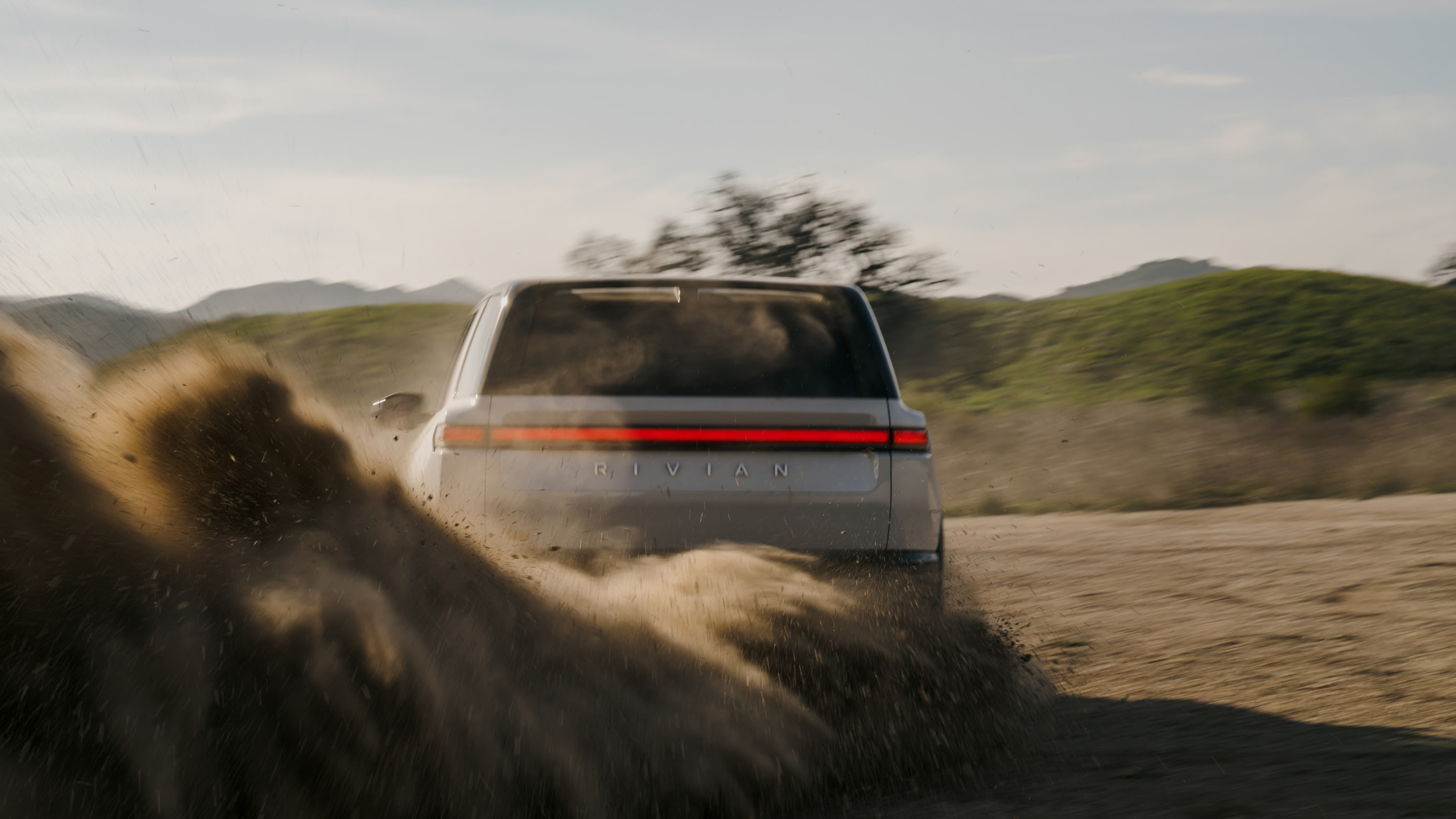 2026 Rivian R2 revealed with over 300 miles of range, 0-60 in 3 seconds ...