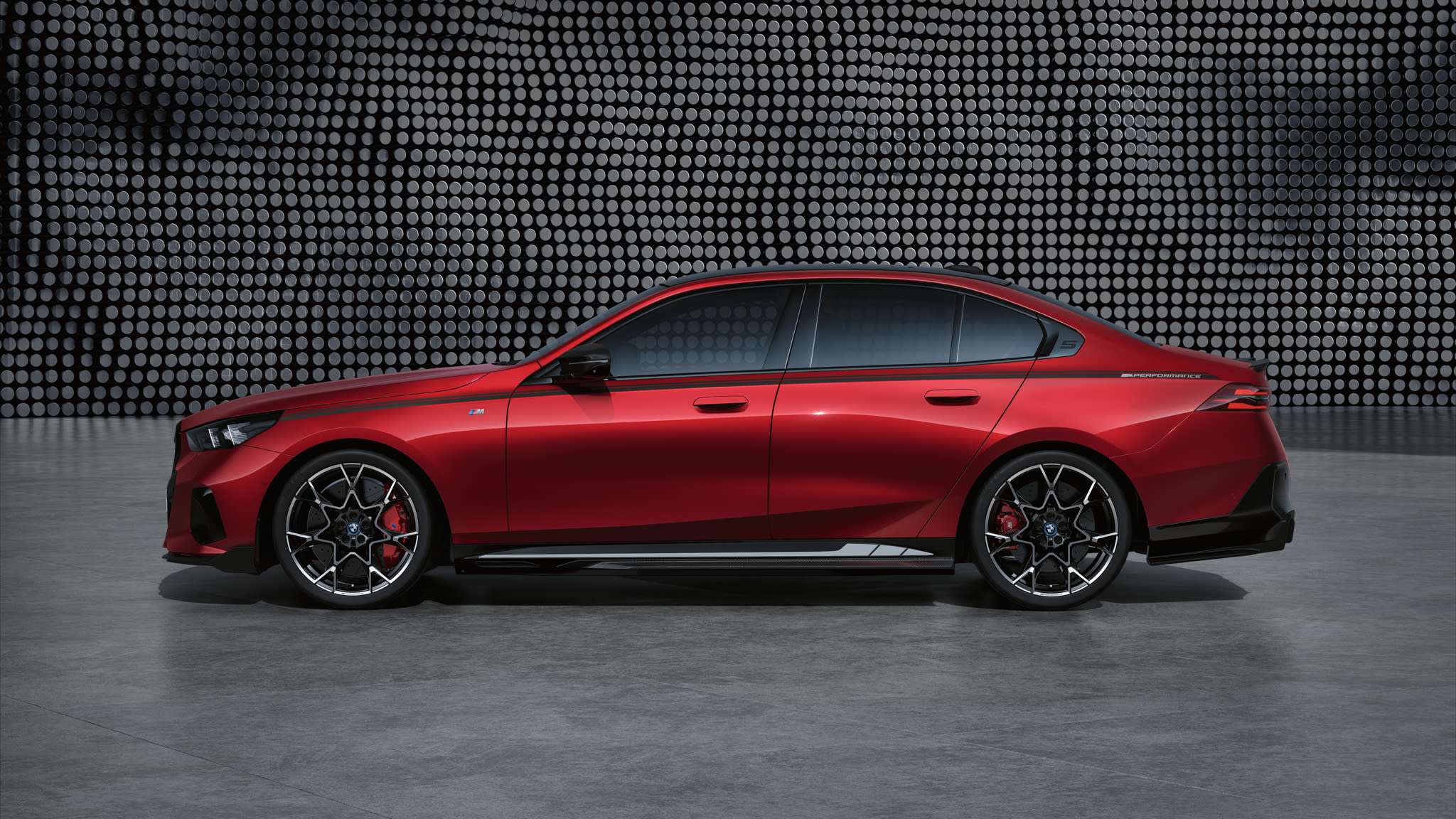 BMW offers M Performance packages for the overhauled 5 Series - Autoblog