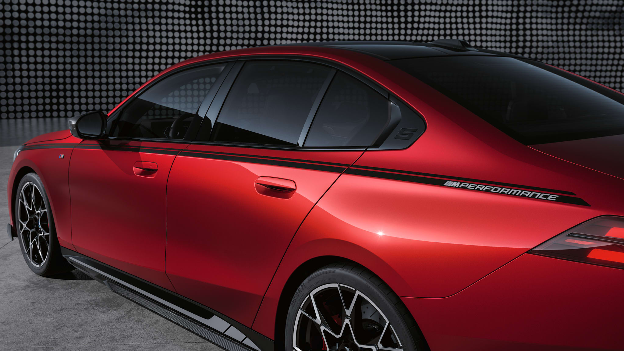 BMW offers M Performance packages for the overhauled 5 Series - Autoblog