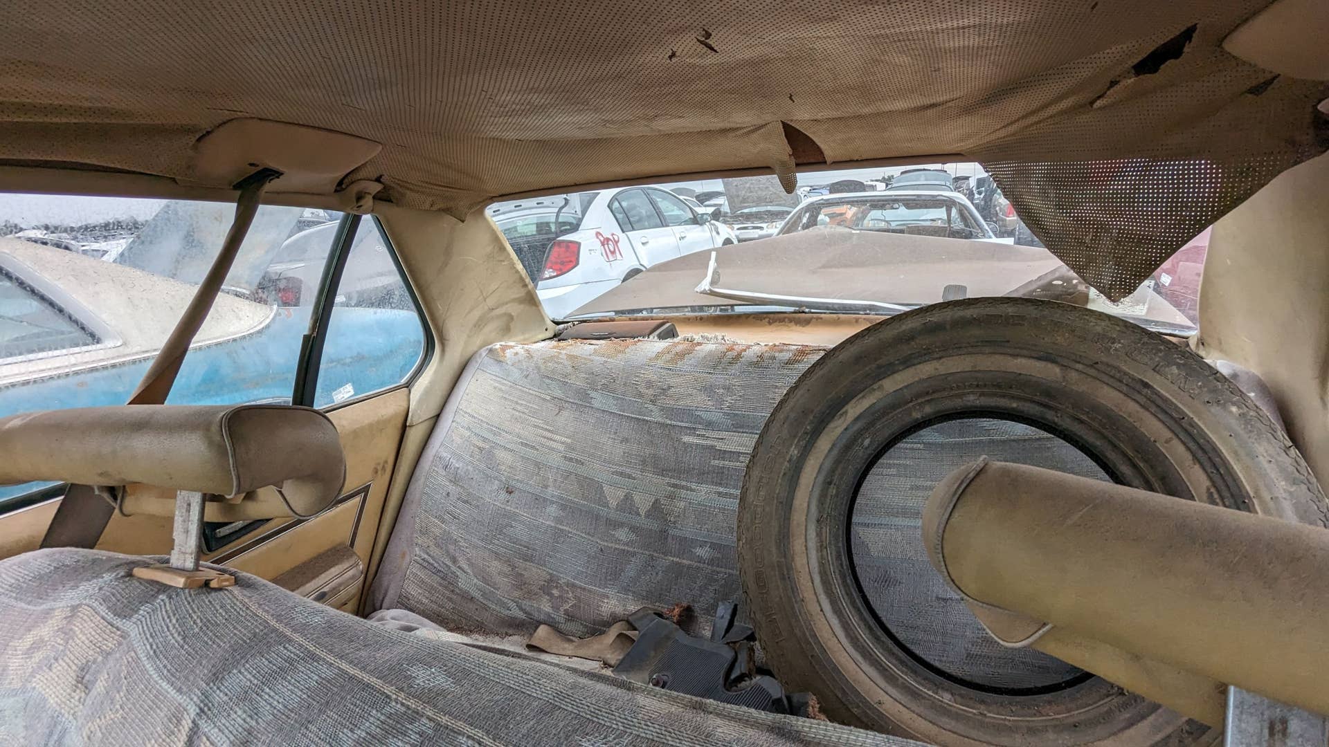 Junkyard Gem: 1976 Oldsmobile Omega Sedan - Autoblog