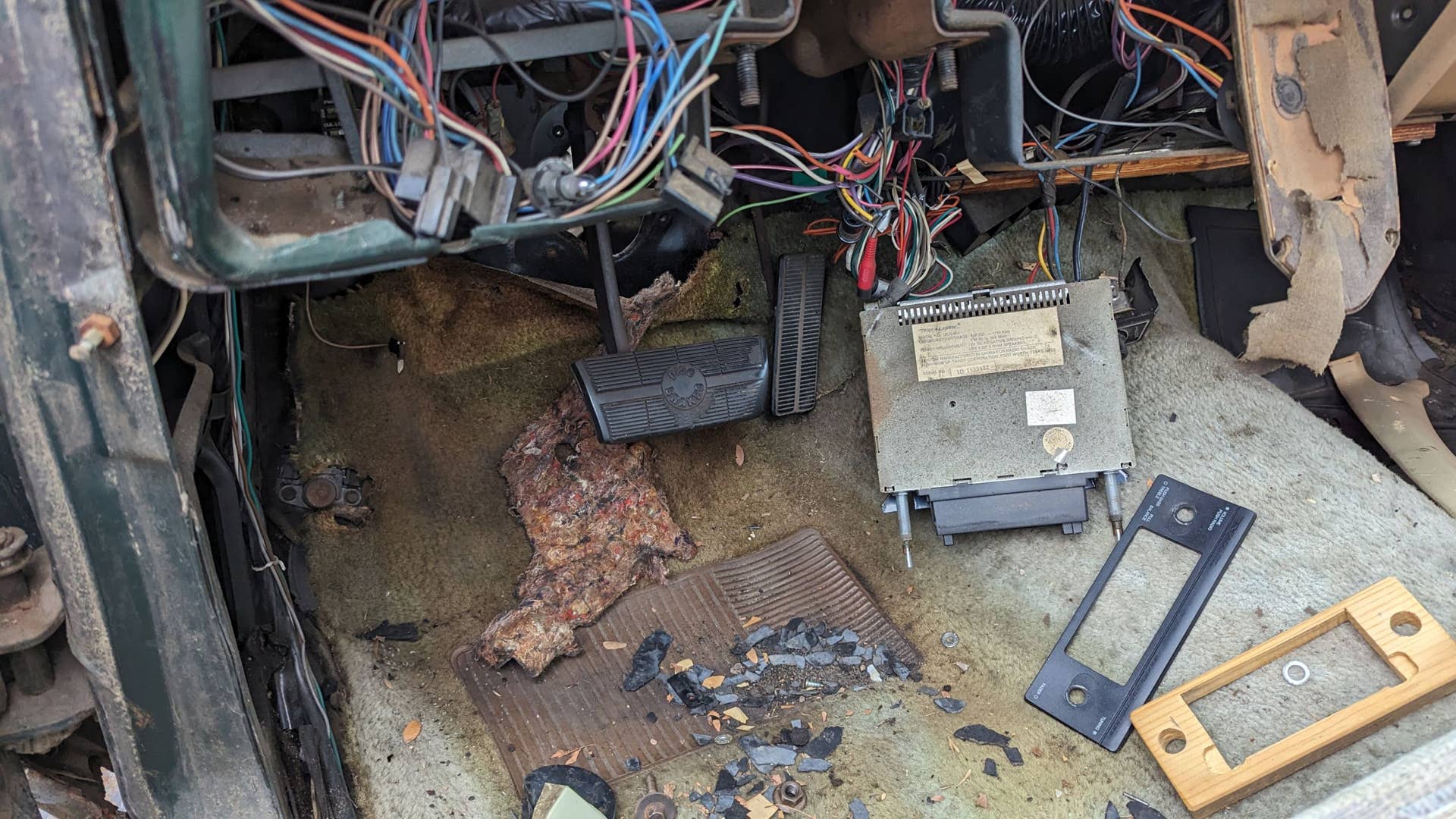 Junkyard Gem: 1976 Oldsmobile Omega Sedan - Autoblog