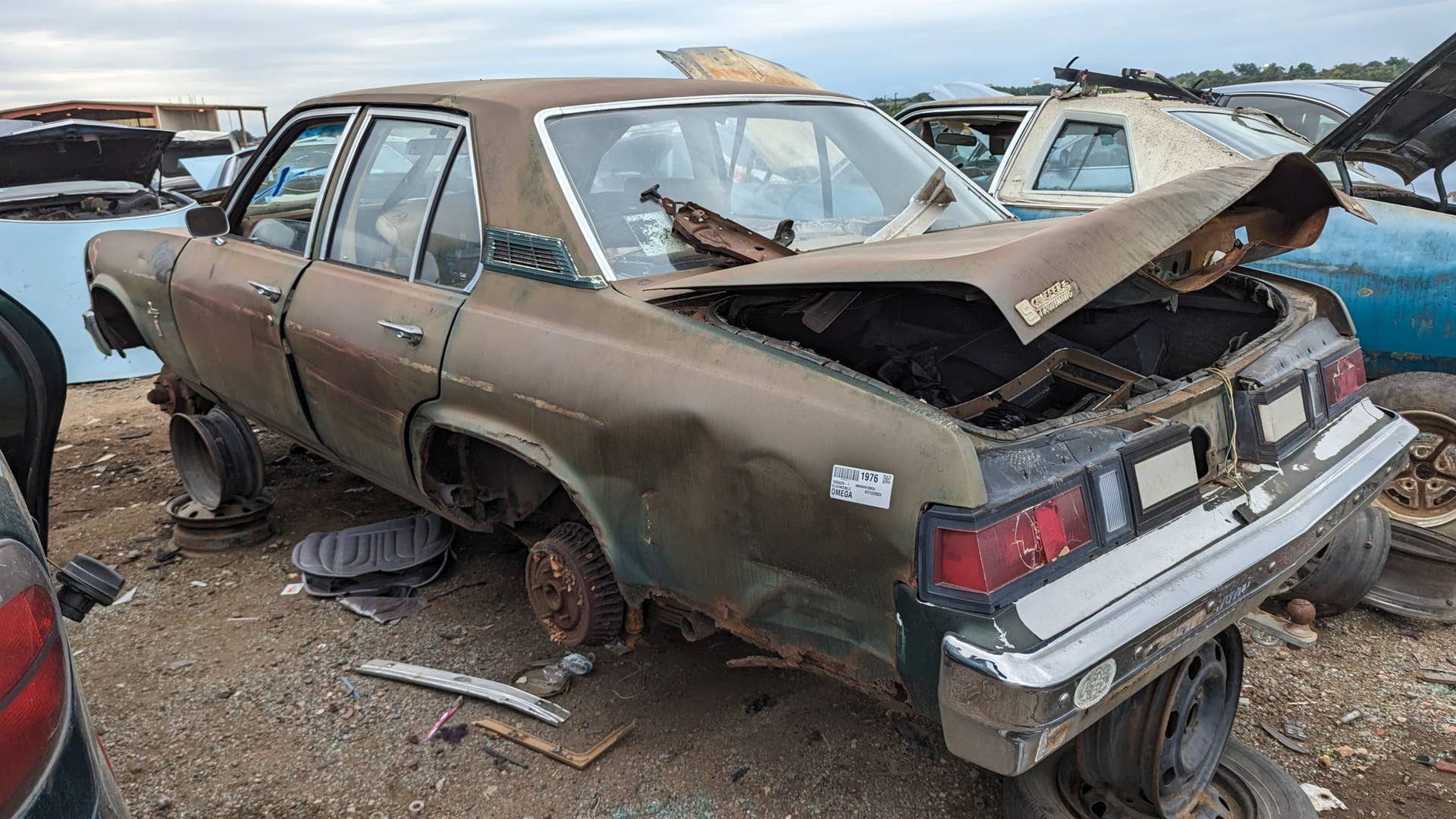 Junkyard Gem: 1976 Oldsmobile Omega Sedan - Autoblog
