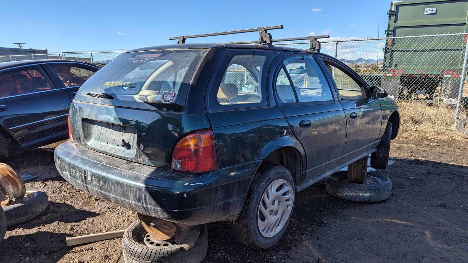 Junkyard Gem: 1998 Saturn SW2 wagon - Autoblog