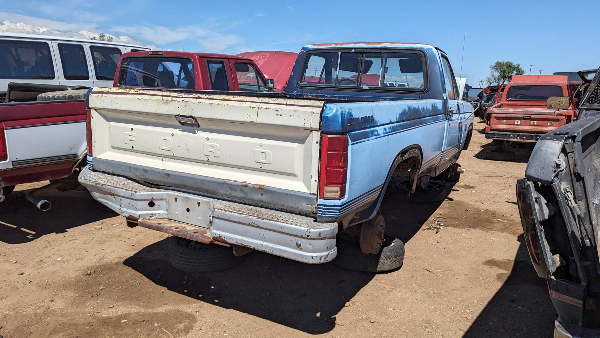 Junkyard Gem: 1985 Ford F-150 Explorer XL 4X4 - Autoblog