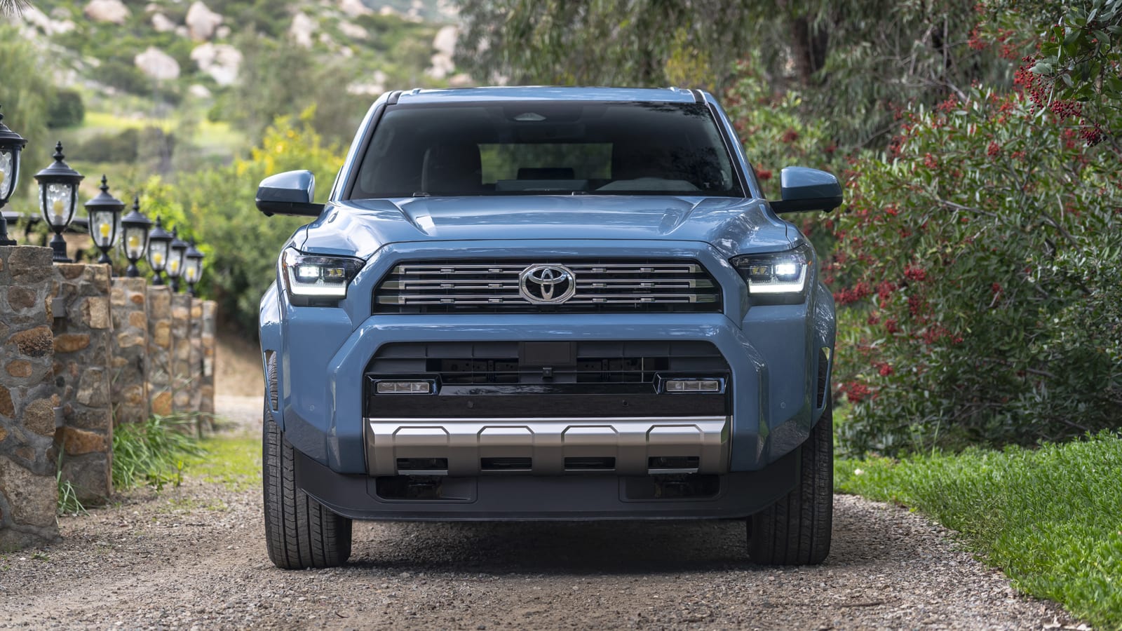 2025 Toyota 4Runner vs Land Cruiser vs the old 4Runner: How they ...