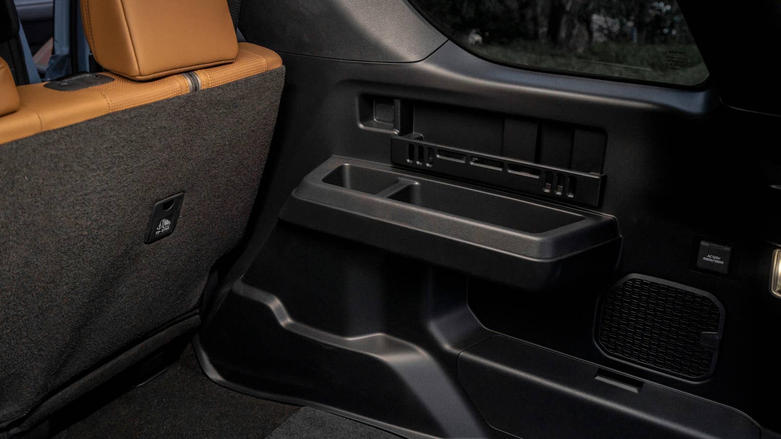 2025 Toyota 4Runner (finally!) revealed, and the new Trailhunter is ...