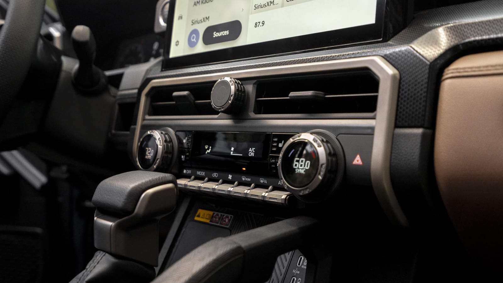 2025 Toyota 4Runner (finally!) revealed, and the new Trailhunter is ...