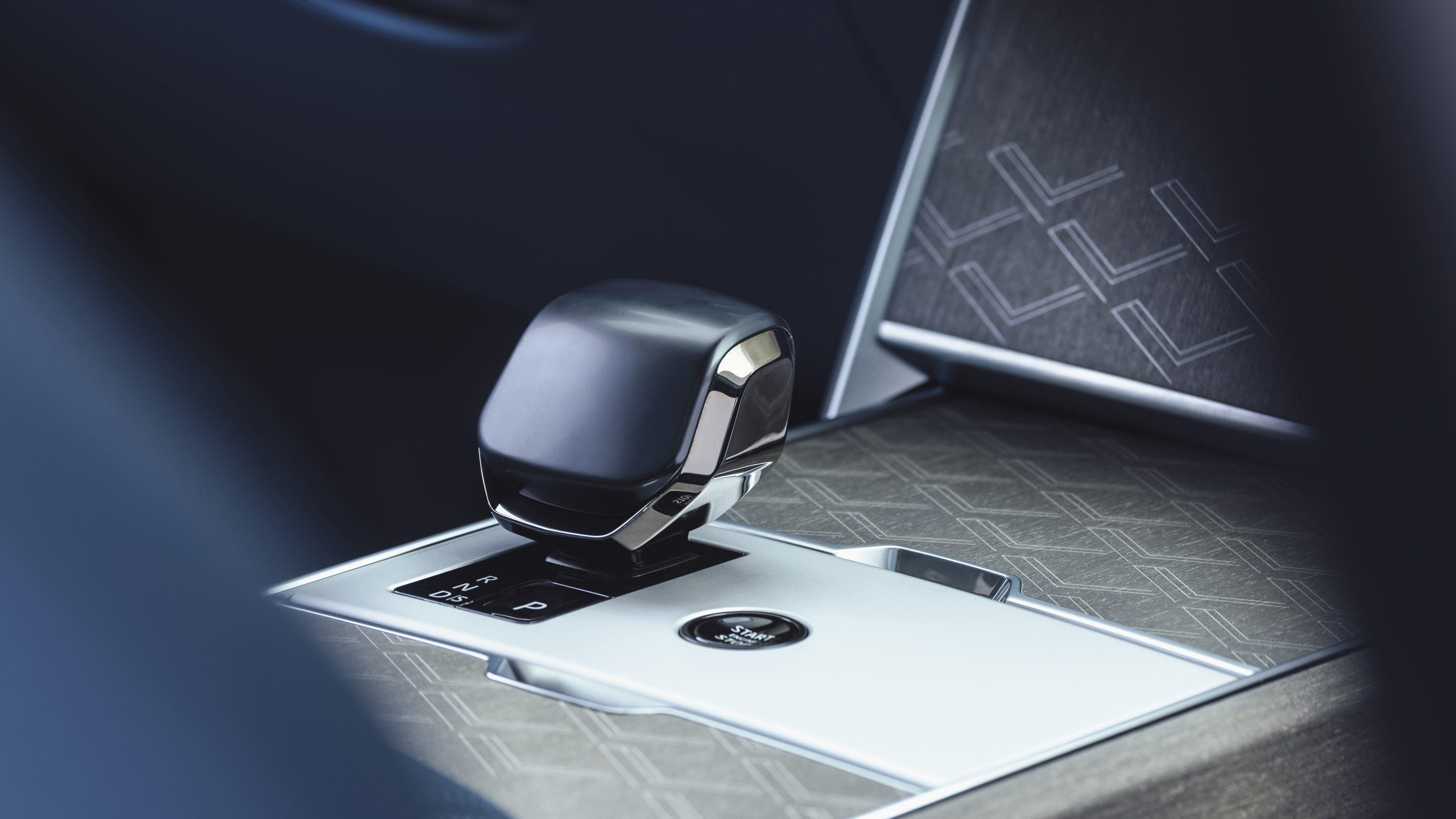 2024 Range Rover SV Arete is an ski-themed special for the Great White ...