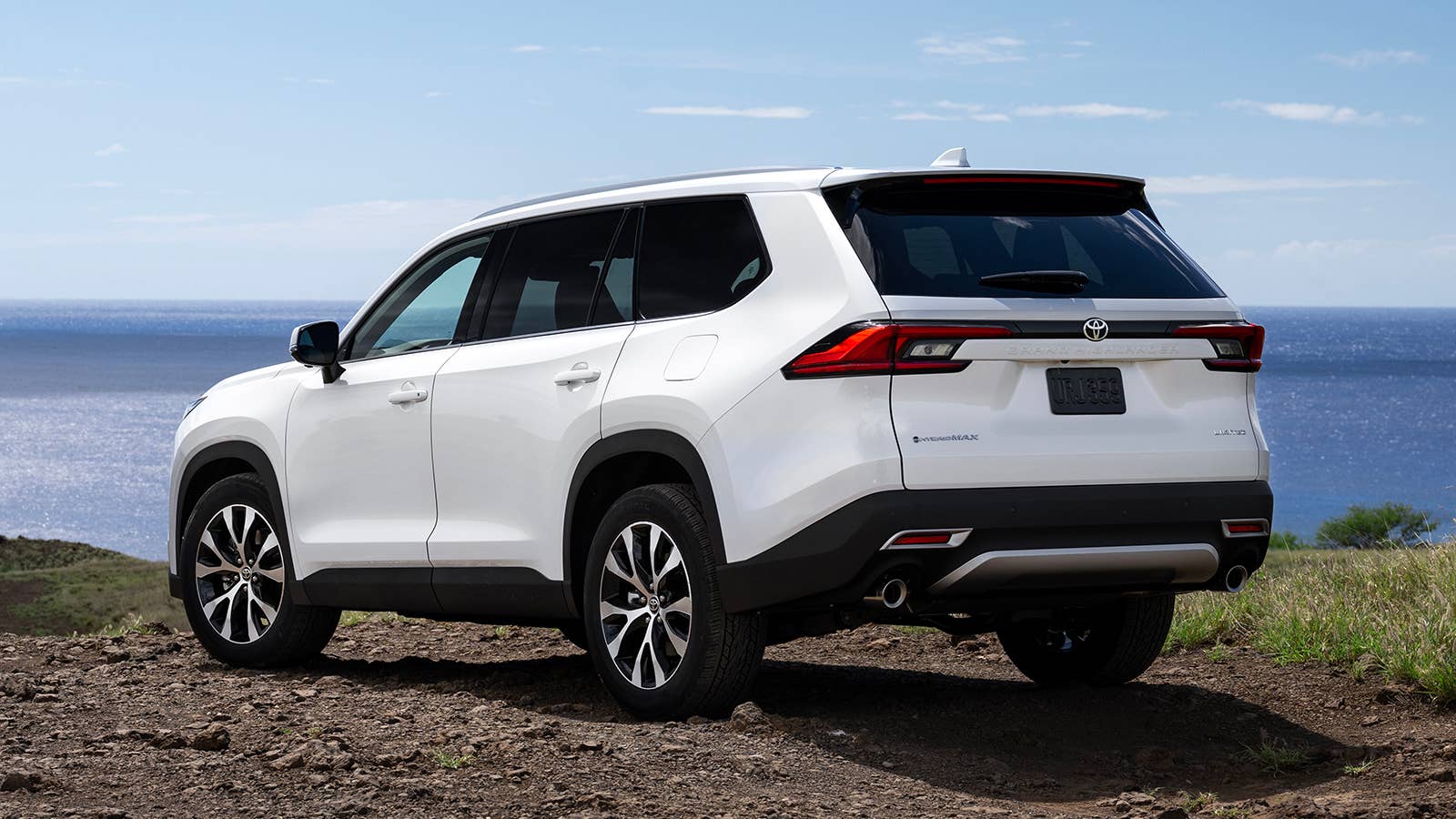 Lexus TX vs Toyota Grand Highlander Hybrid MAX - Toyota in a Tuxedo ...