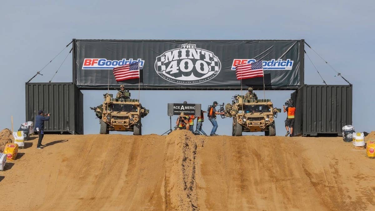 Army Green Berets race GMVs in Mint 400 for first time ever - Autoblog