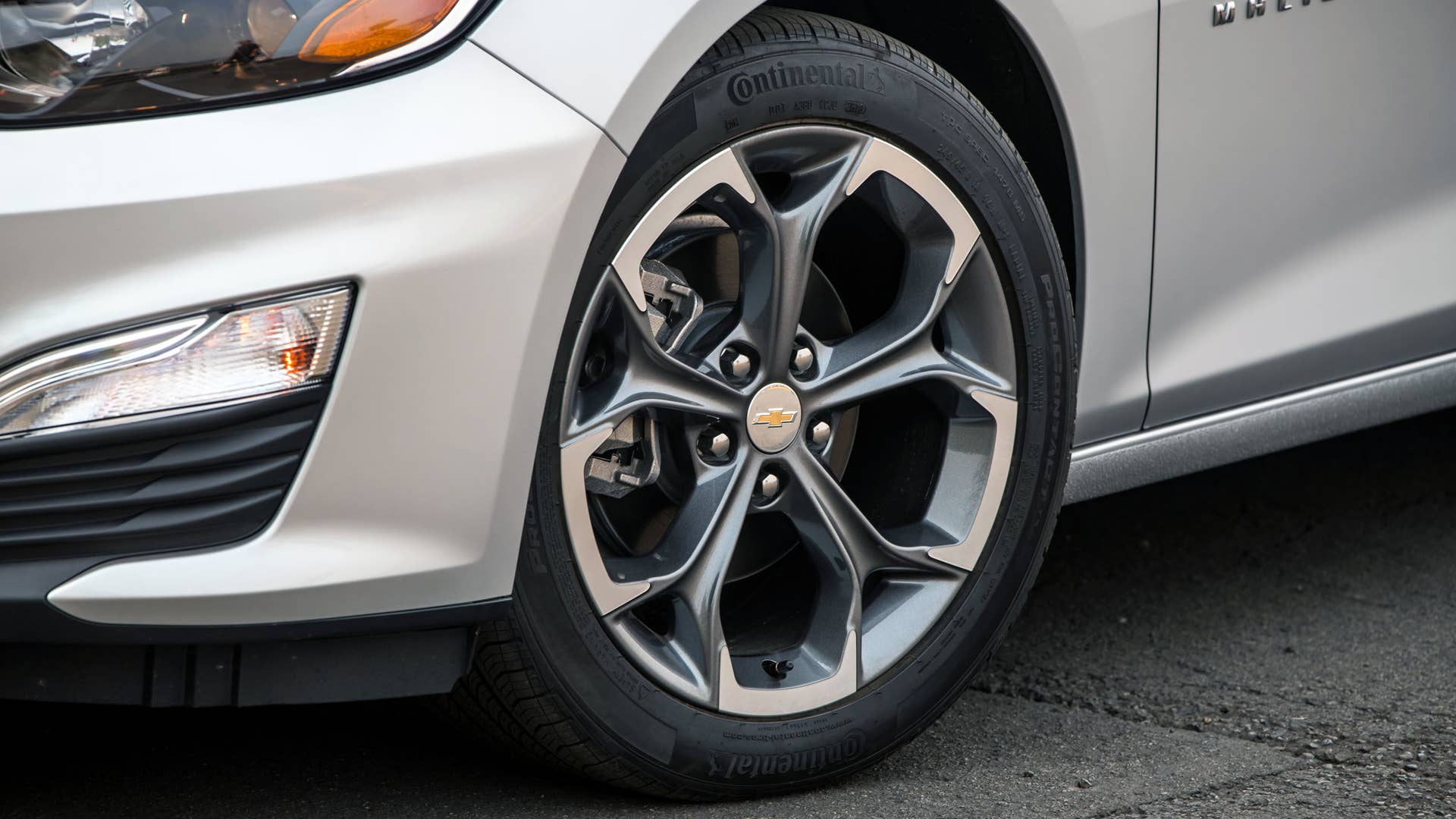 2025 Chevrolet Malibu a touch more expensive for two base trims - Autoblog