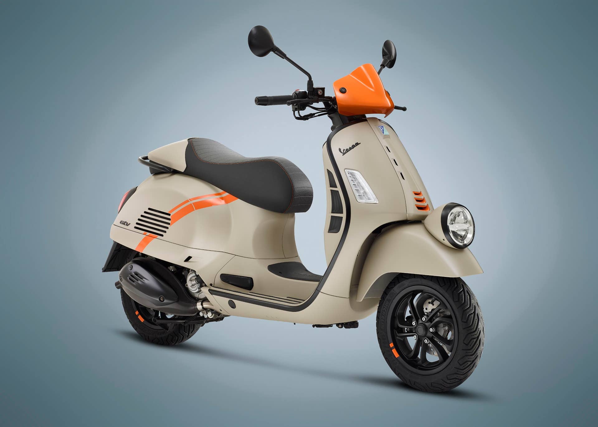 Vespa's most powerful scooter unveiled to put dolce vita on fast ...