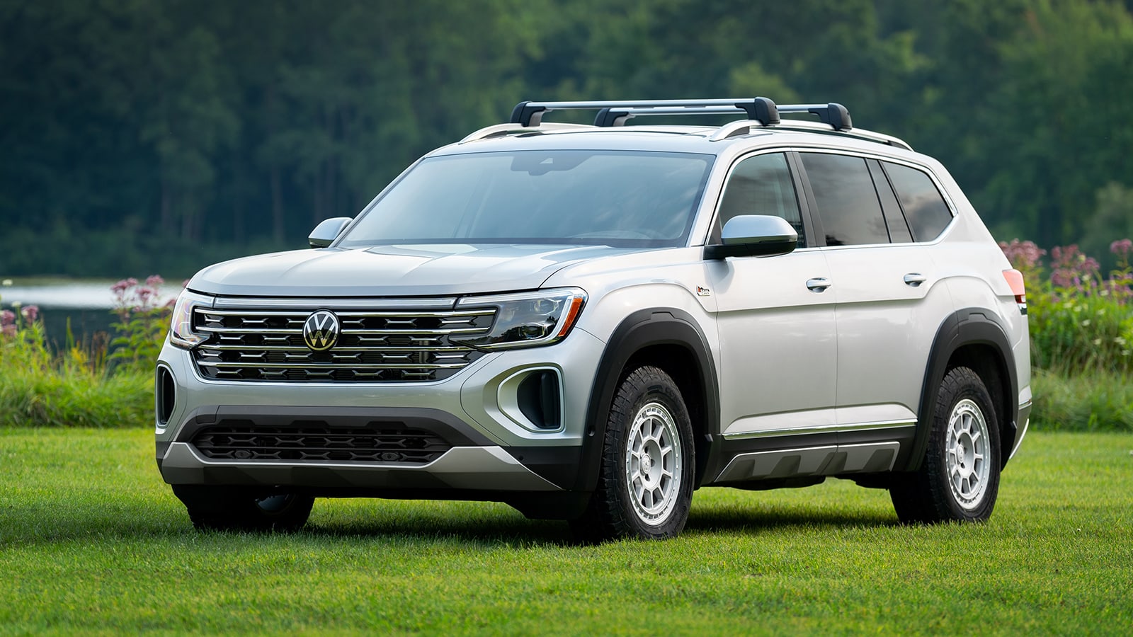 2024 VW Atlas Cross Sport gets Basecamp accessories - Autoblog