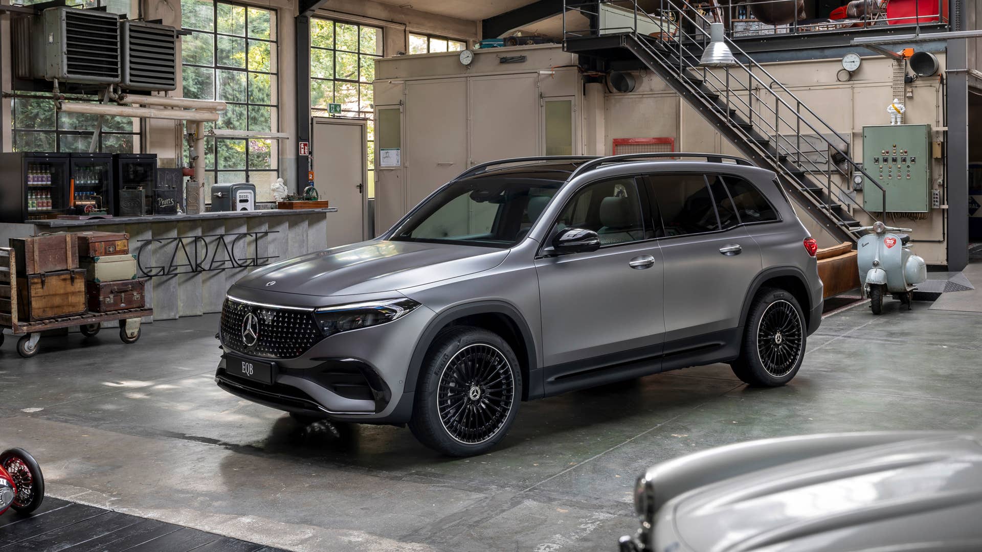 2024 Mercedes-Benz EQB refreshed with new looks, more tech - Autoblog