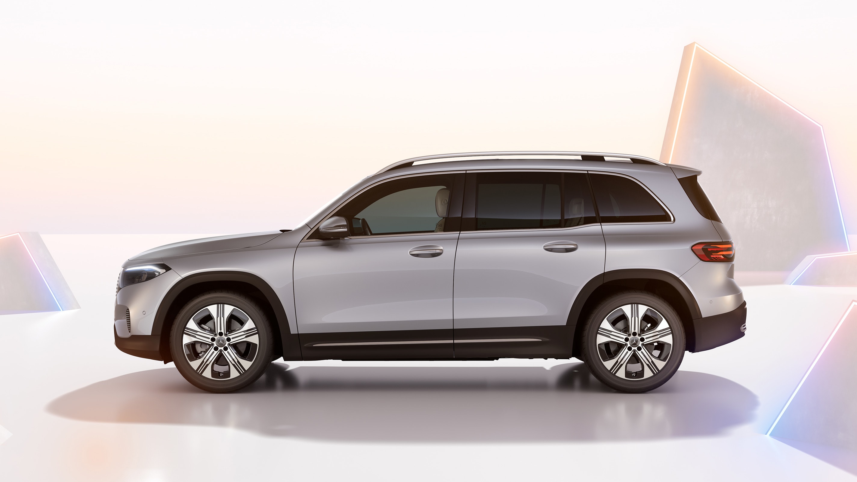 2024 Mercedes-Benz EQB refreshed with new looks, more tech - Autoblog