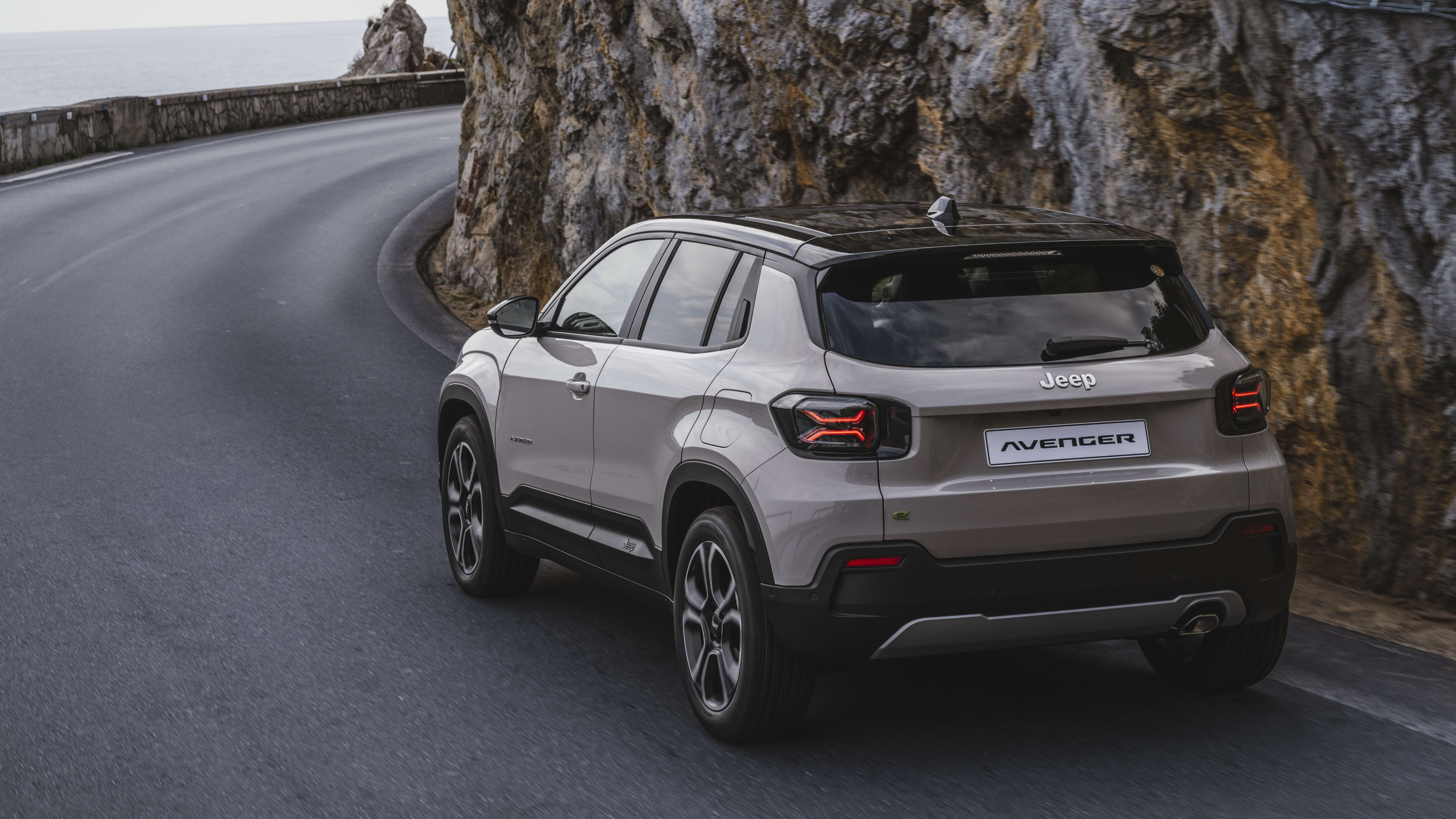 Jeep's European Avenger gains AWD e-Hybrid [Corrected] - Autoblog