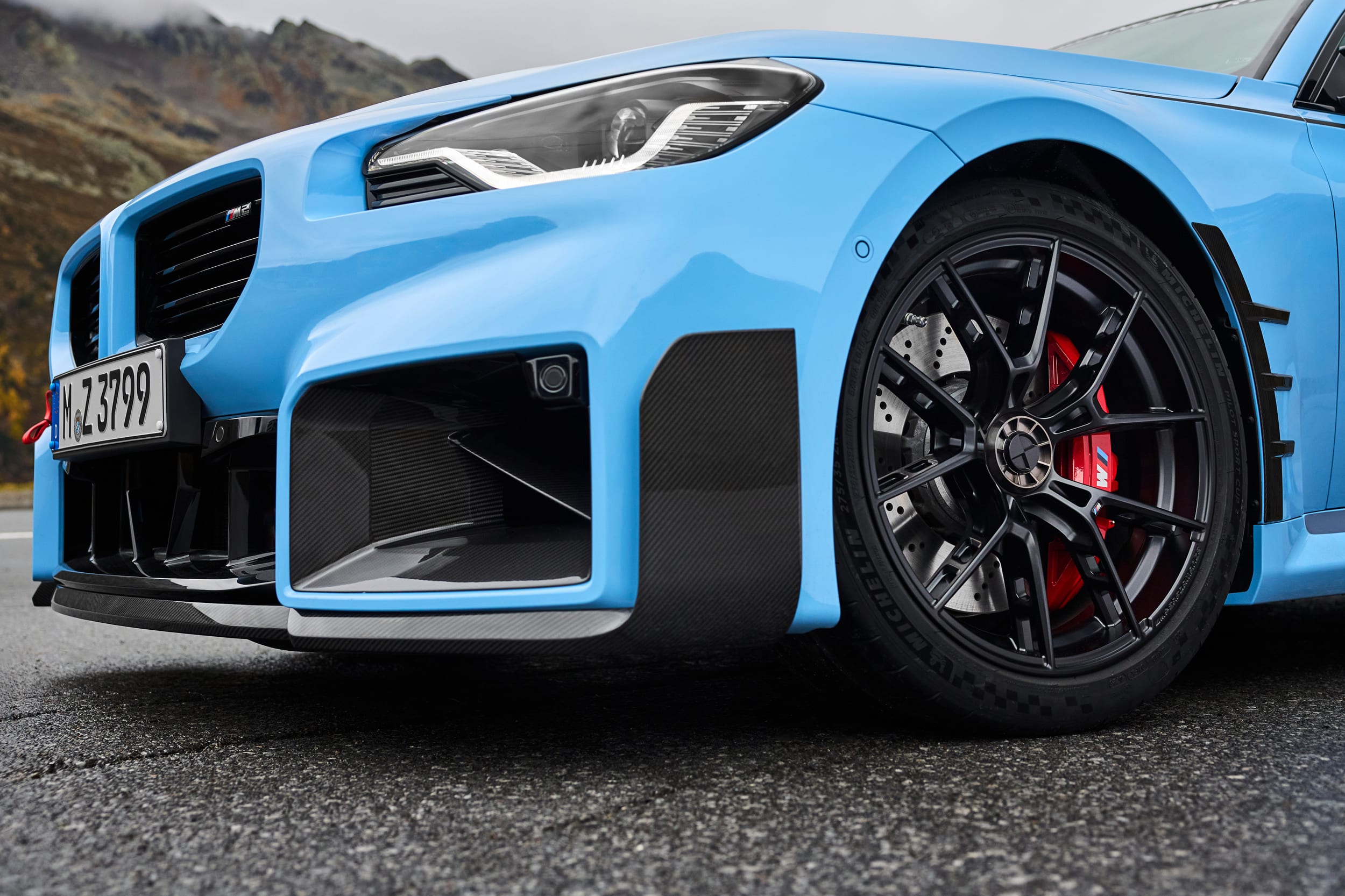 BMW M Performance launches center-locking wheels for M2, M3 and M4 ...