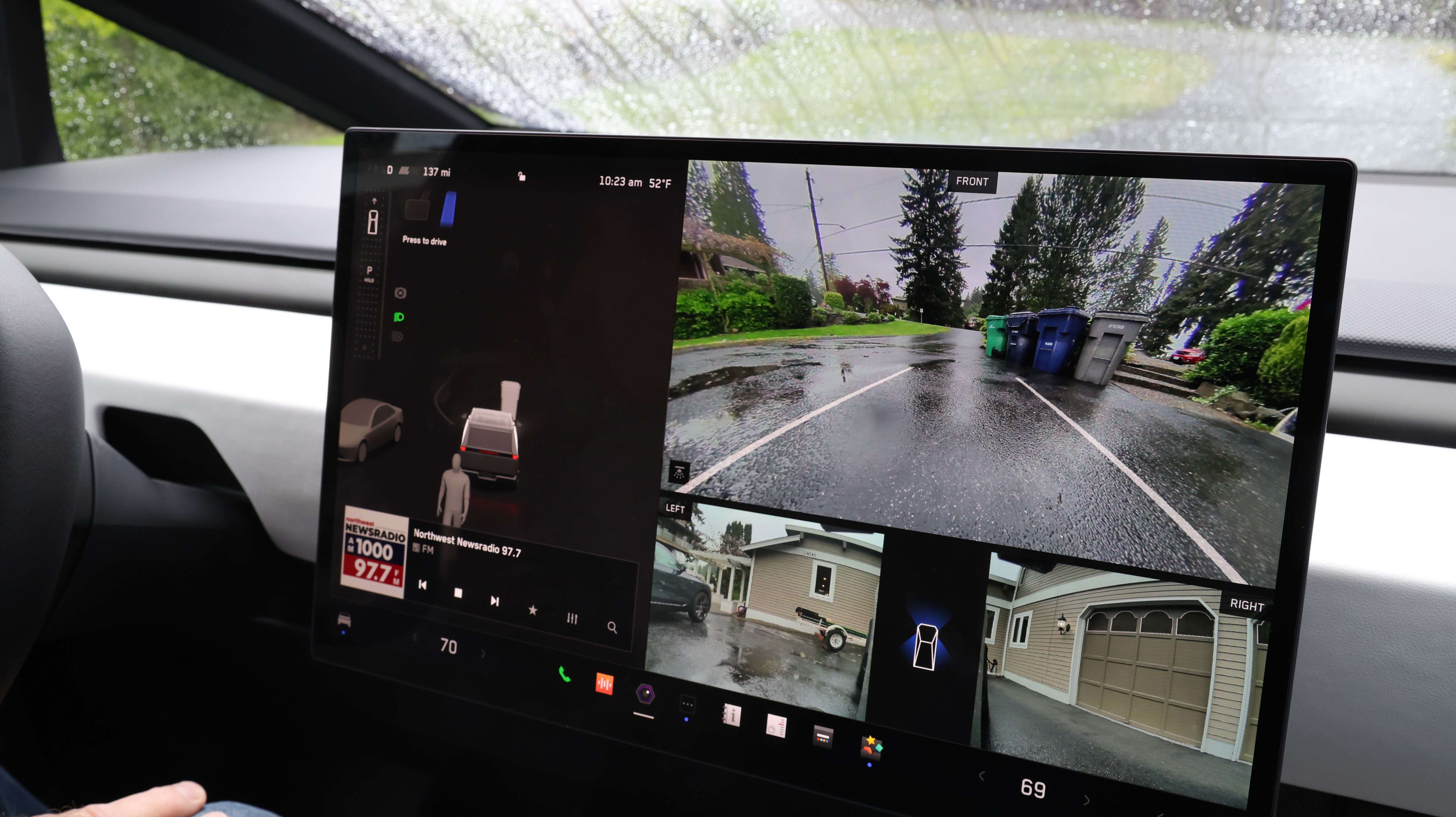 What's an old-school guy like me doing with a Tesla Cybertruck? - Autoblog