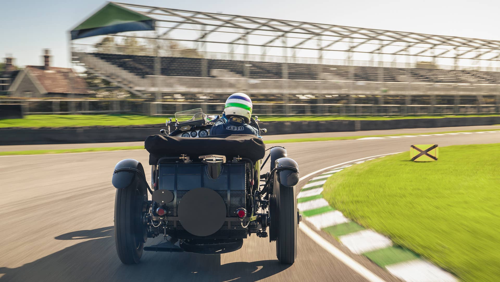 The renowned Bentley Blower returns to race again - Autoblog