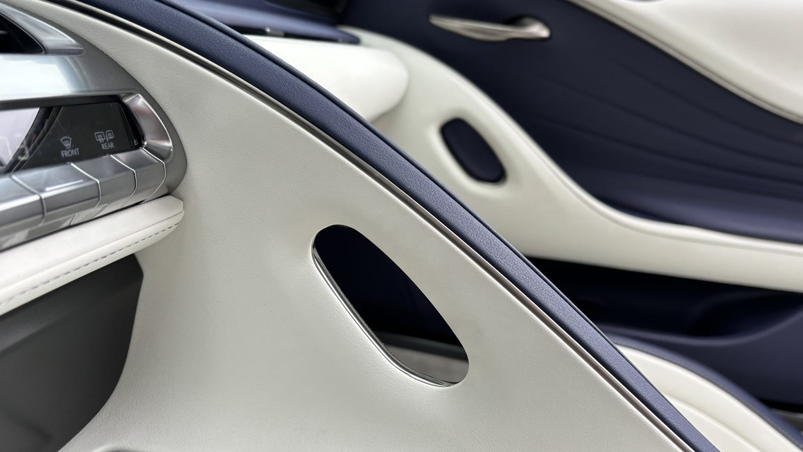 19 thoughts about the 2024 Lexus LC: 2 editors, 2 versions, 2,300 miles ...