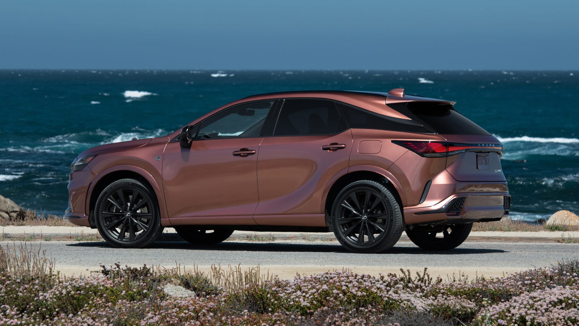 2023 Lexus RX First Drive Review: Bold colors, three hybrids, irksome ...