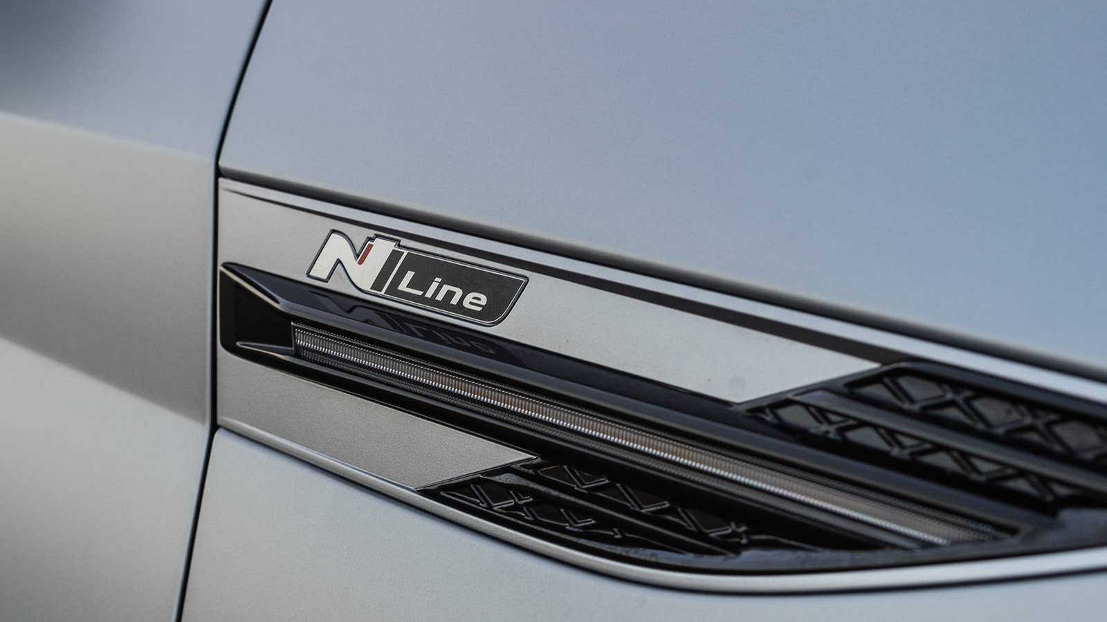 2024 Hyundai Sonata Review: New styling and features keep it compelling ...