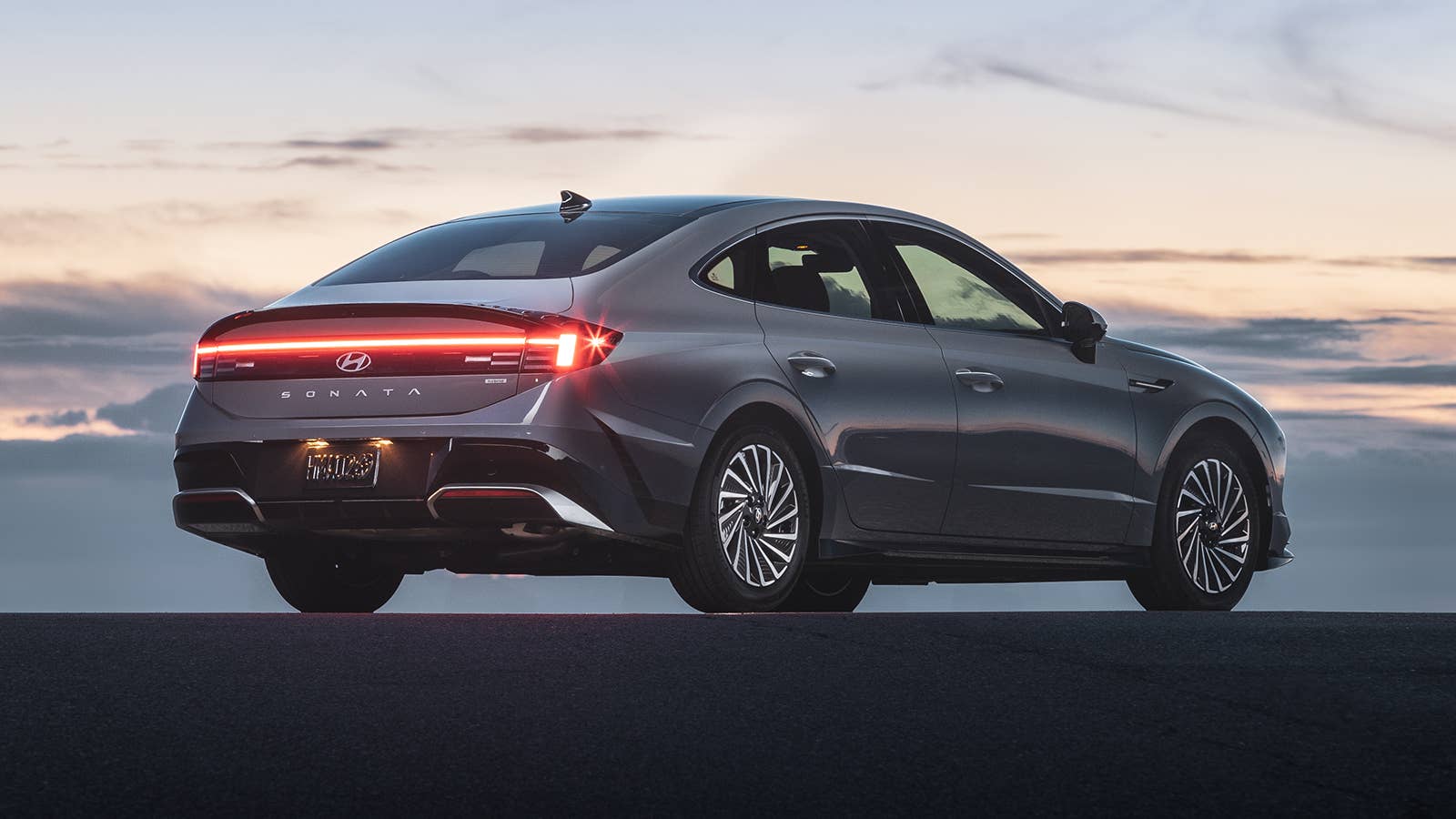 2024 Hyundai Sonata Review: New styling and features keep it compelling ...