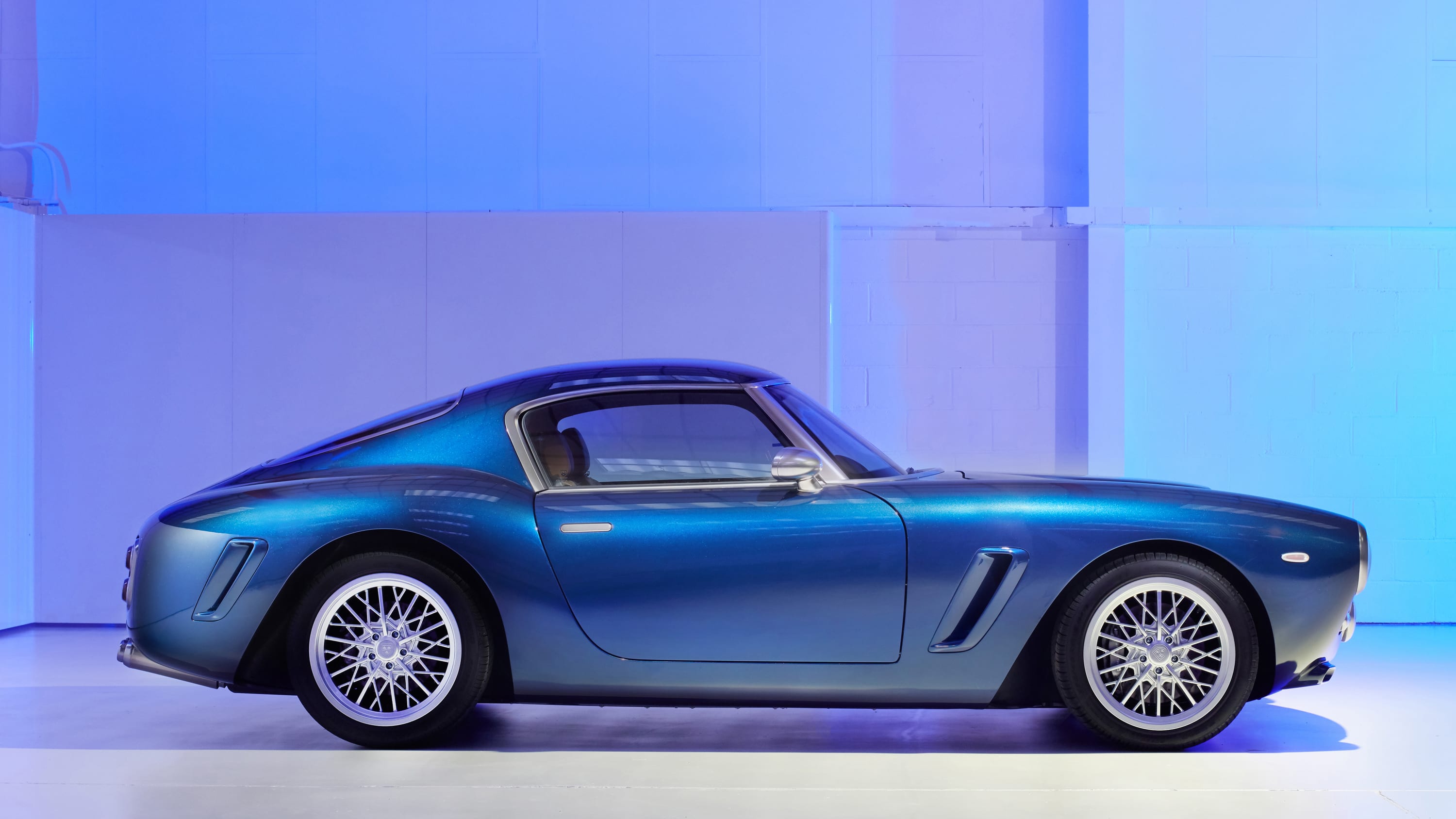 RML Short Wheelbase restomod is ready for testing - Autoblog