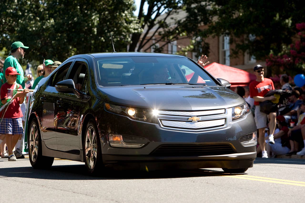 GM: Yes, the Volt's gas engine can power the wheels - Autoblog