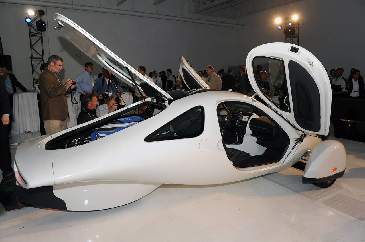 Zaptera says Aptera USA will push on with gas, electric versions of ...