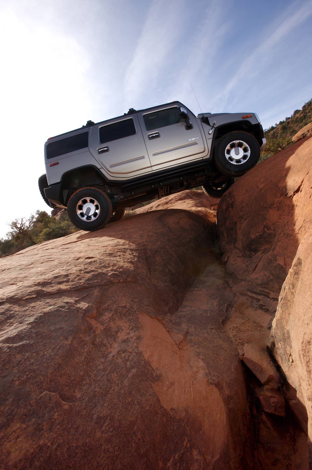 New York Auto Show: HUMMER H2 gets an interior for grown-ups - Autoblog